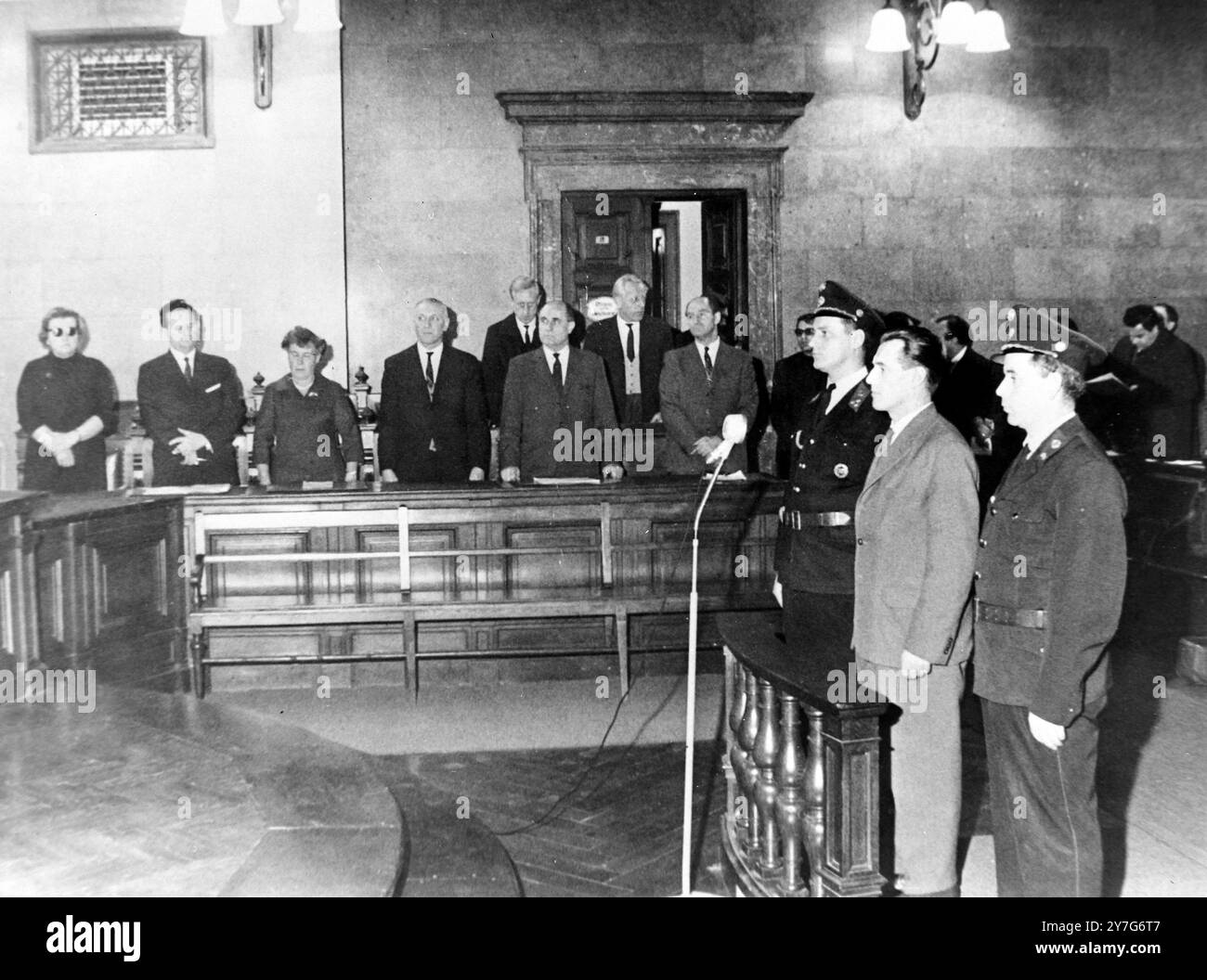 19 december 1964 hi-res stock photography and images - Alamy