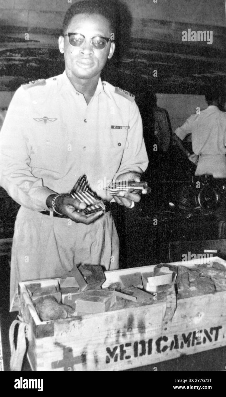 CONGOLESE ARMY CHIEF GENERAL JOSEPH MOBUTU SHOWS CAPTURED CHINESE ARMS ...