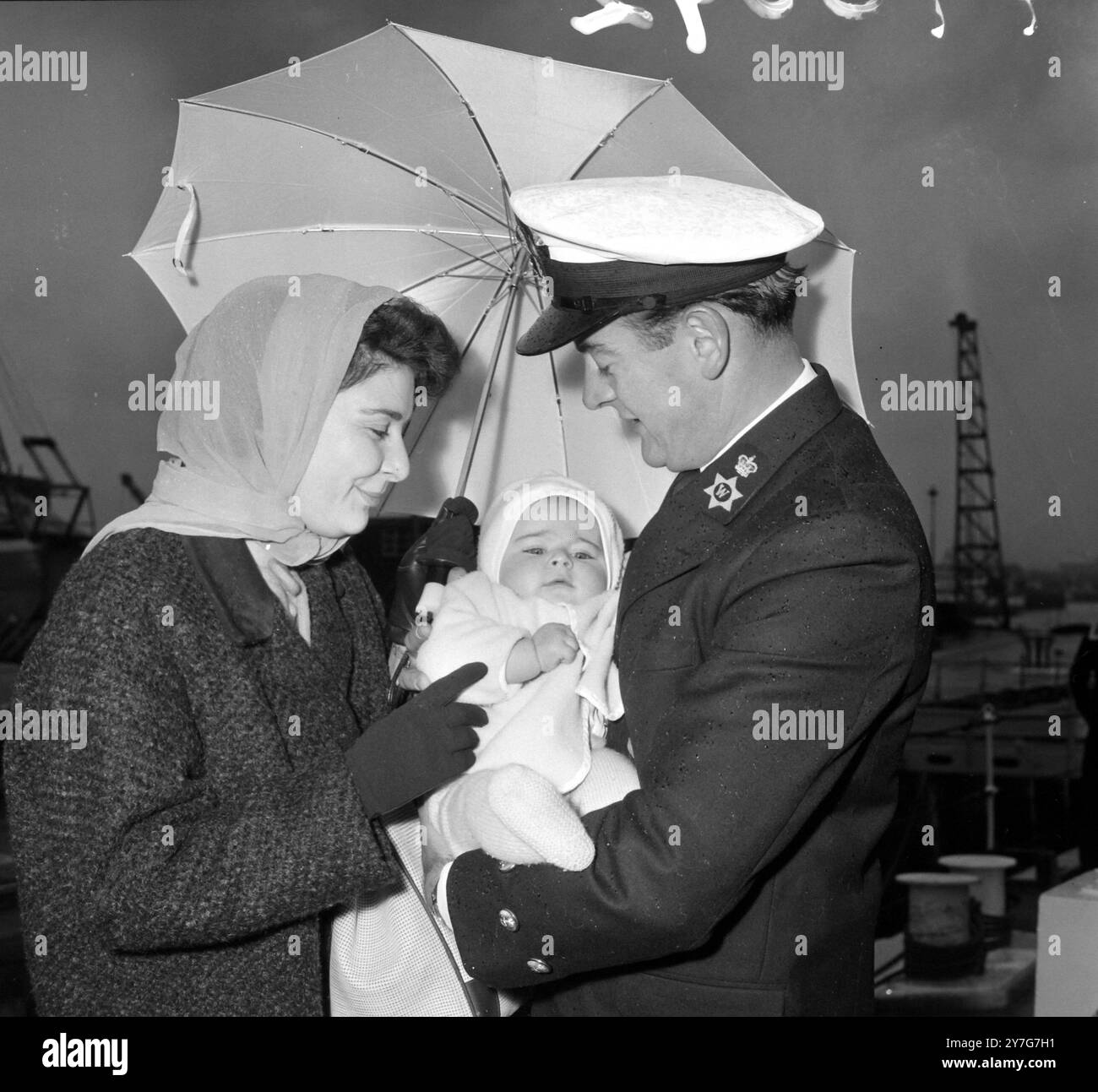 BRIAN ANDREWS SAILOR MEETS SON MATTHEW FOR THE FIRST TIME IN PORTSMOUTH / ; 14 DECEMBER 1964 ...