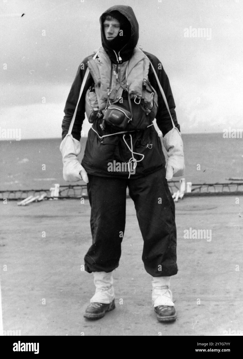 THOMAS LYNCH ABOARD HMS PROTECTOR / ; 11 DECEMBER 1964 Stock Photo - Alamy