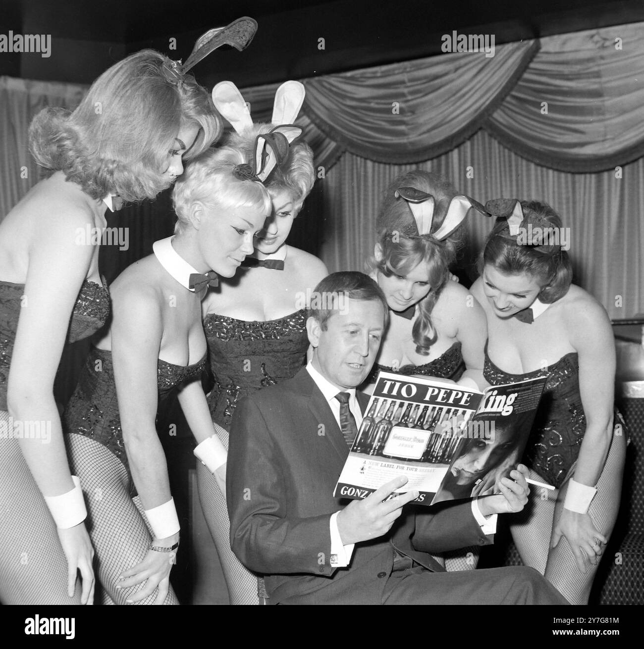 Paul raymond hi-res stock photography and images - Alamy