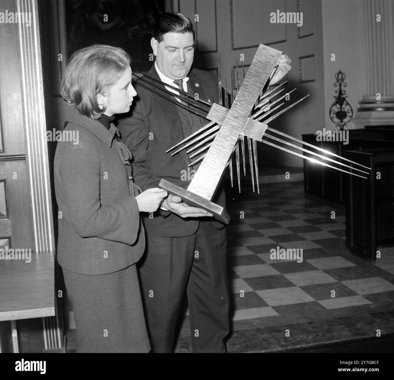 LESLIE RODGERS WITH MISS SUSAN ANDERSON AND MODERN ALTAR CROSS IN ...