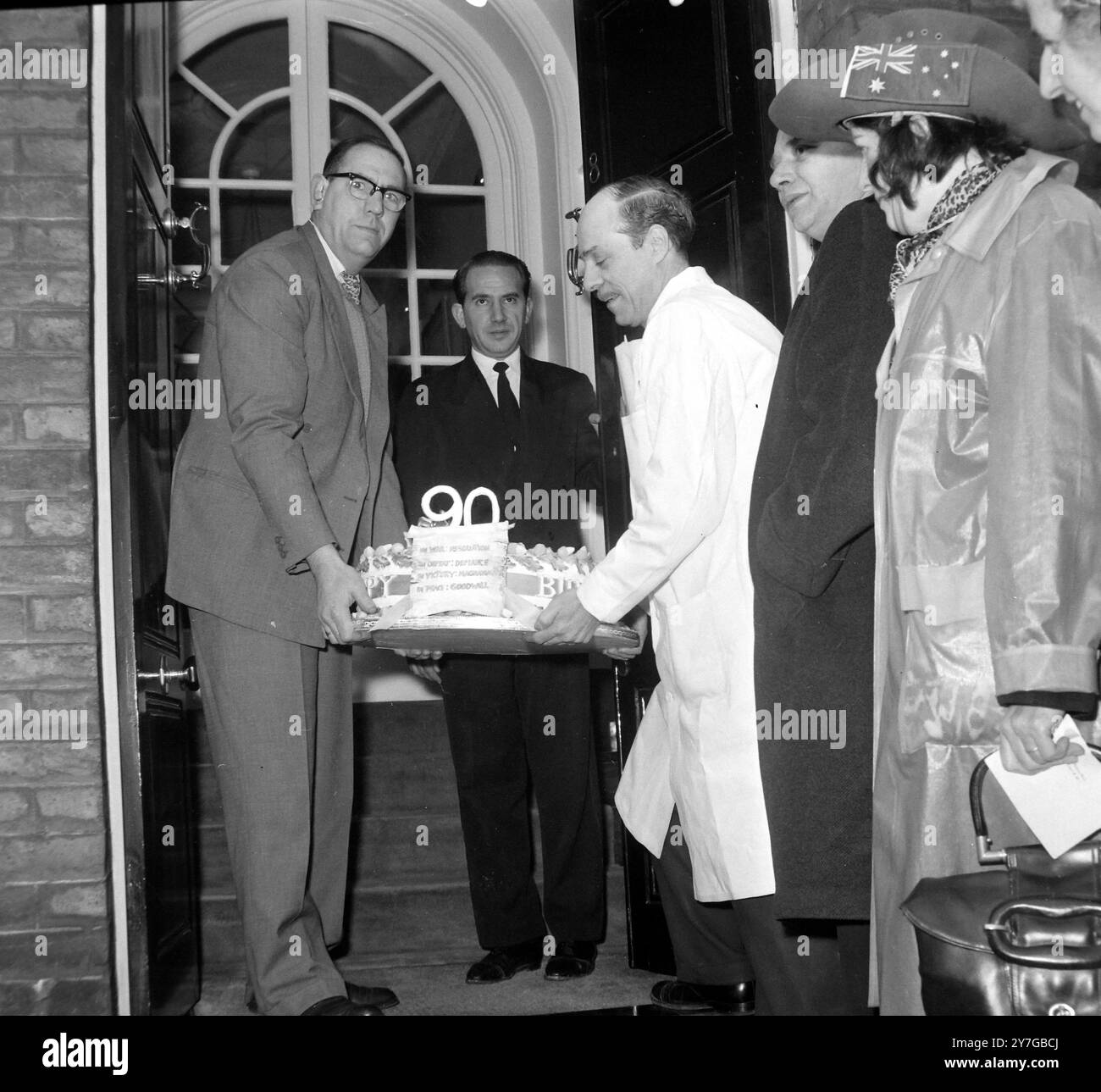 BIRTHDAYS SIR WINSTON CHURCHILL RECEIVES A SPECIAL CAKE IN LONDON ; 30 ...