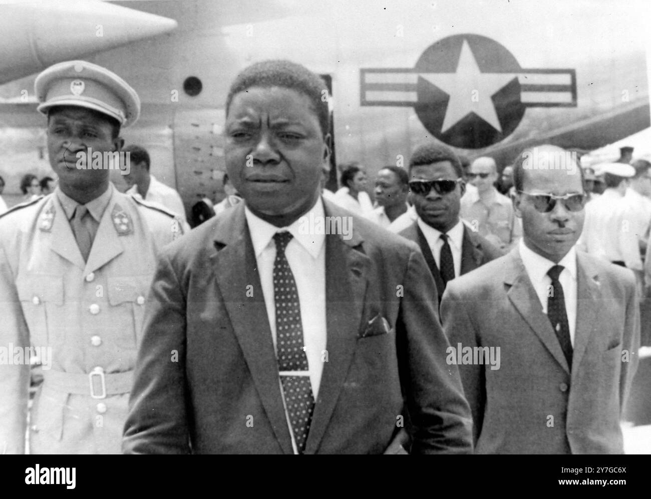 CONGOLESE PREMIER MOISE TSHOMBE WITH GOVERNMENT MEMBERS GREET HOSTAGES ...