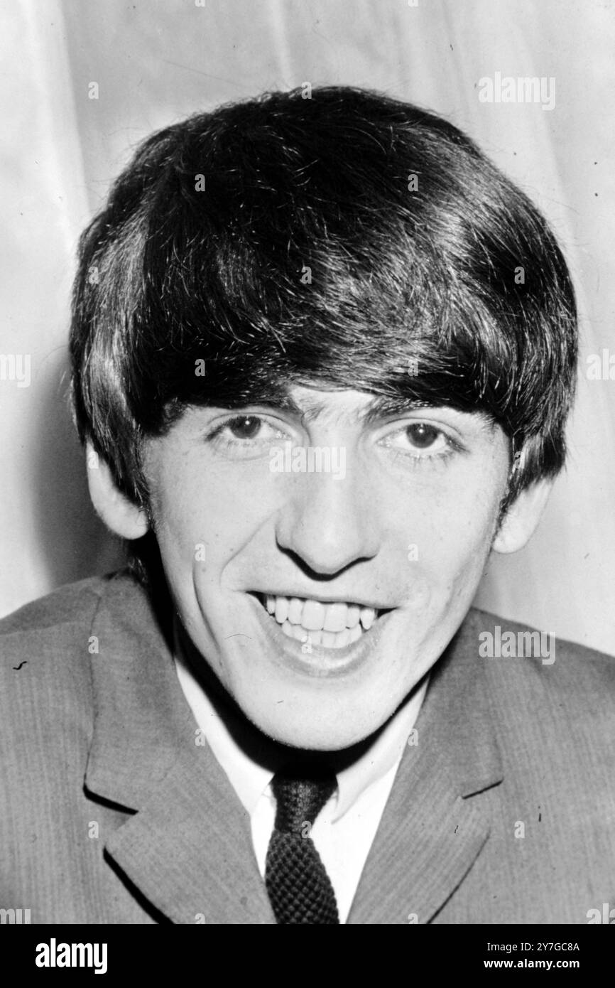 GEORGE HARRISON OF THE BEATLES / ; 25 NOVEMBER 1964 Stock Photo - Alamy