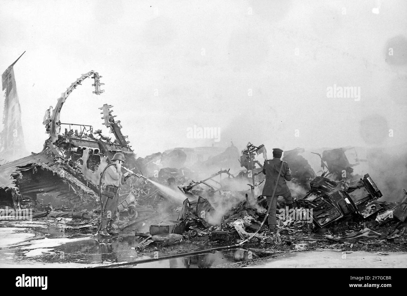AVIATION HOSE DOWN SMOULDERING WRECK OF BOEING 707 IN ROME ; 24 ...