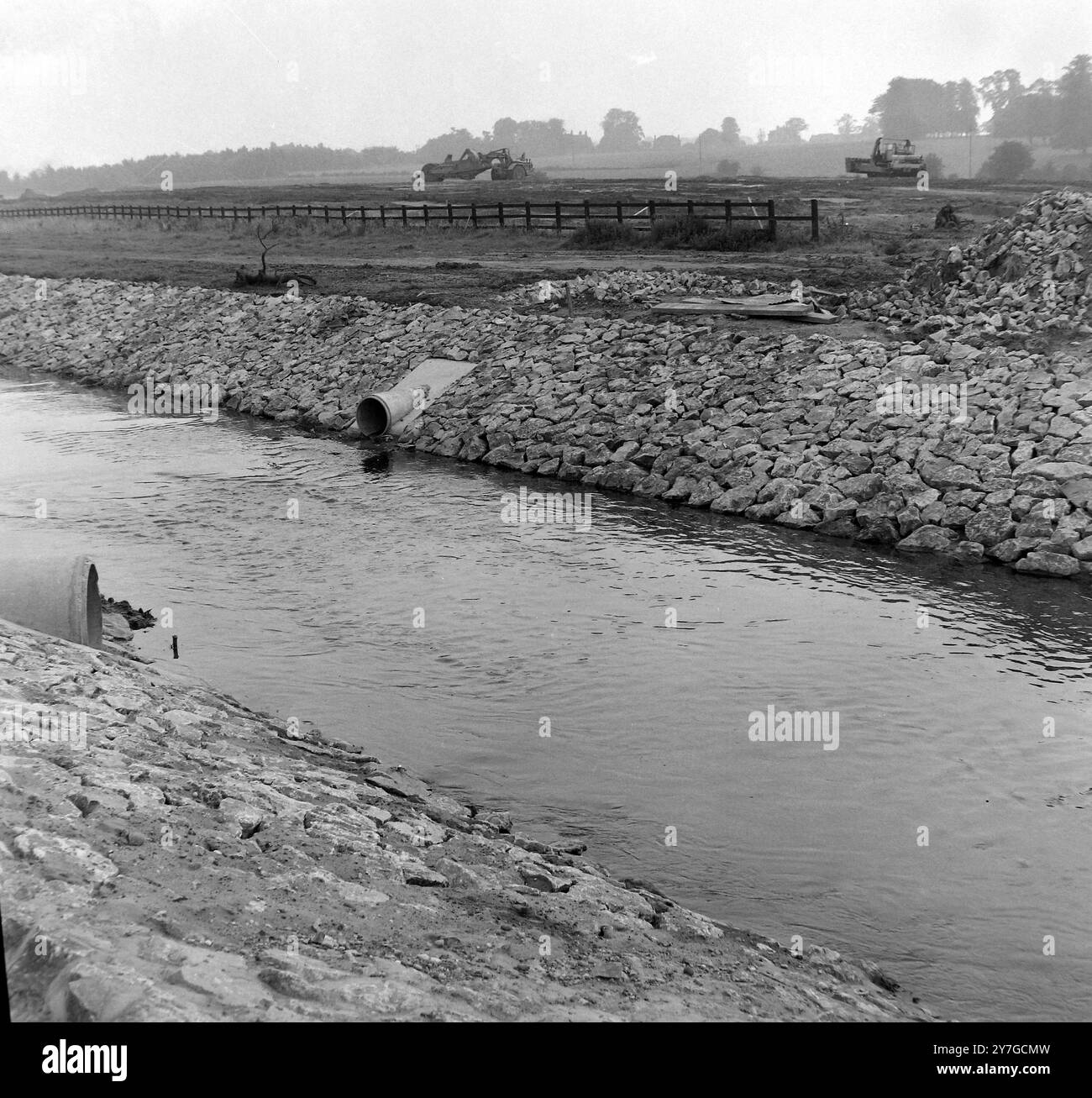 RIVER PENK DIVERTED TO ALLOW FOR M6 IN PENKRIDGE ; 23 NOVEMBER 1964 ...