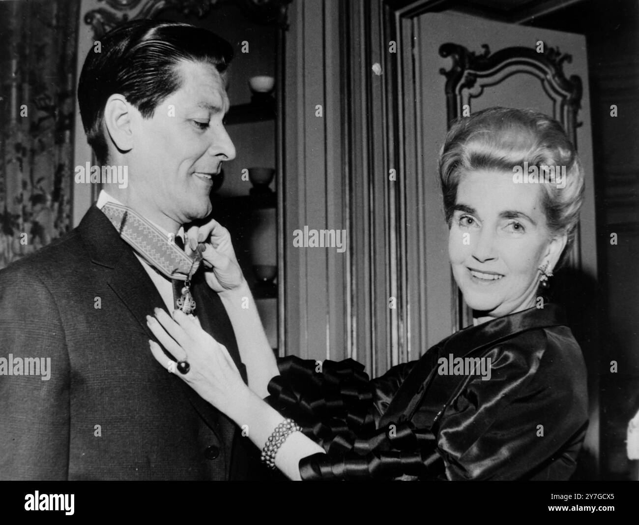 BARBARA HUTTON WITH PRINCE CHAMPASSAK / ; 20 NOVEMBER 1964 Stock Photo ...