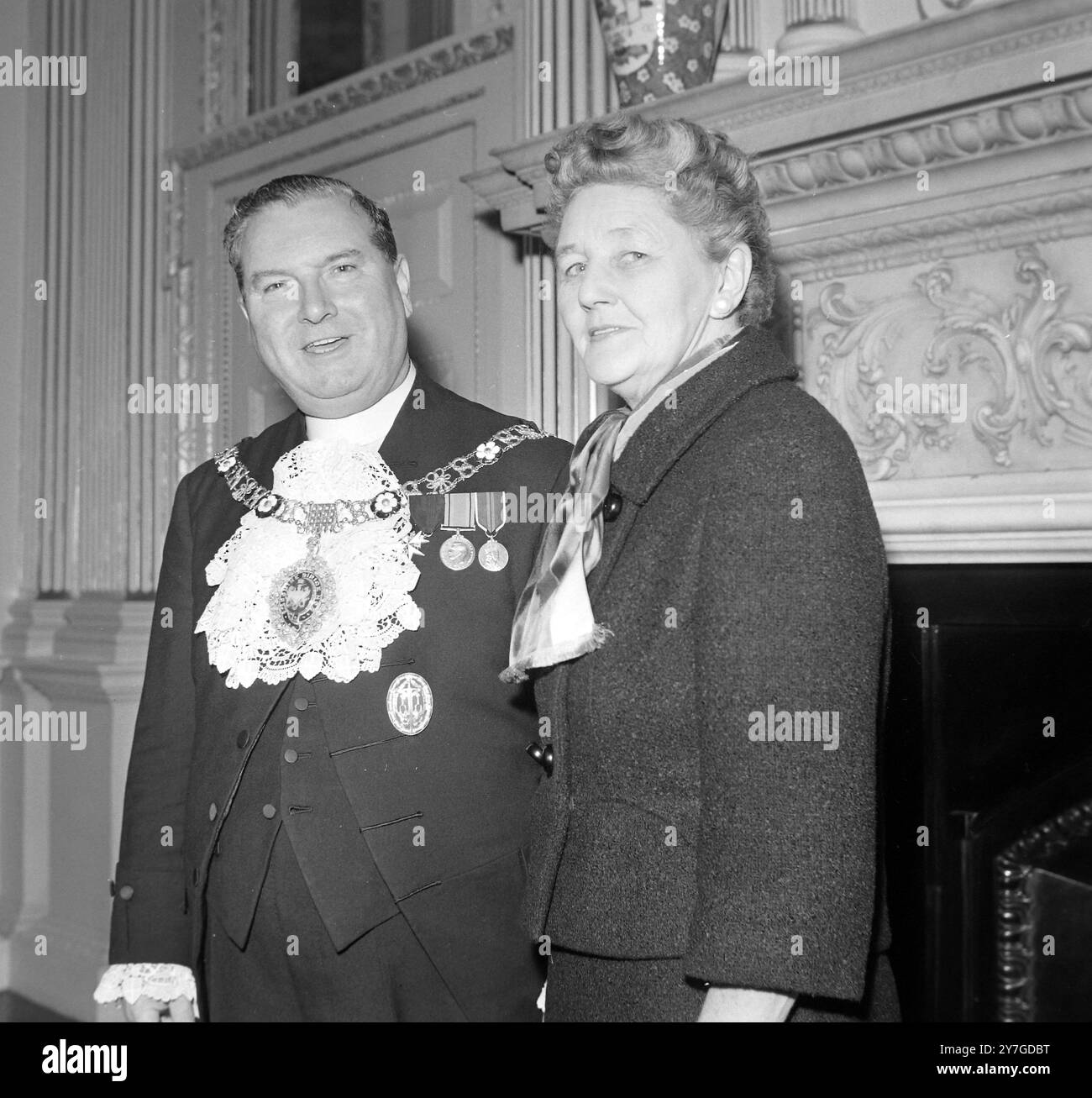 LORD MAYOR OF LONDON ALDEMAN JAMES MILLER WITH MARTY MANN IN LONDON ...