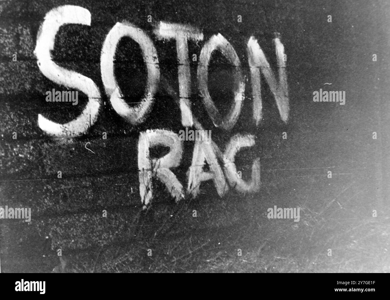 SLOGANS UNIVERSITY SOUTHAMPTON RAG WEEK PARKHURST PRISON PRANK ; 16 ...