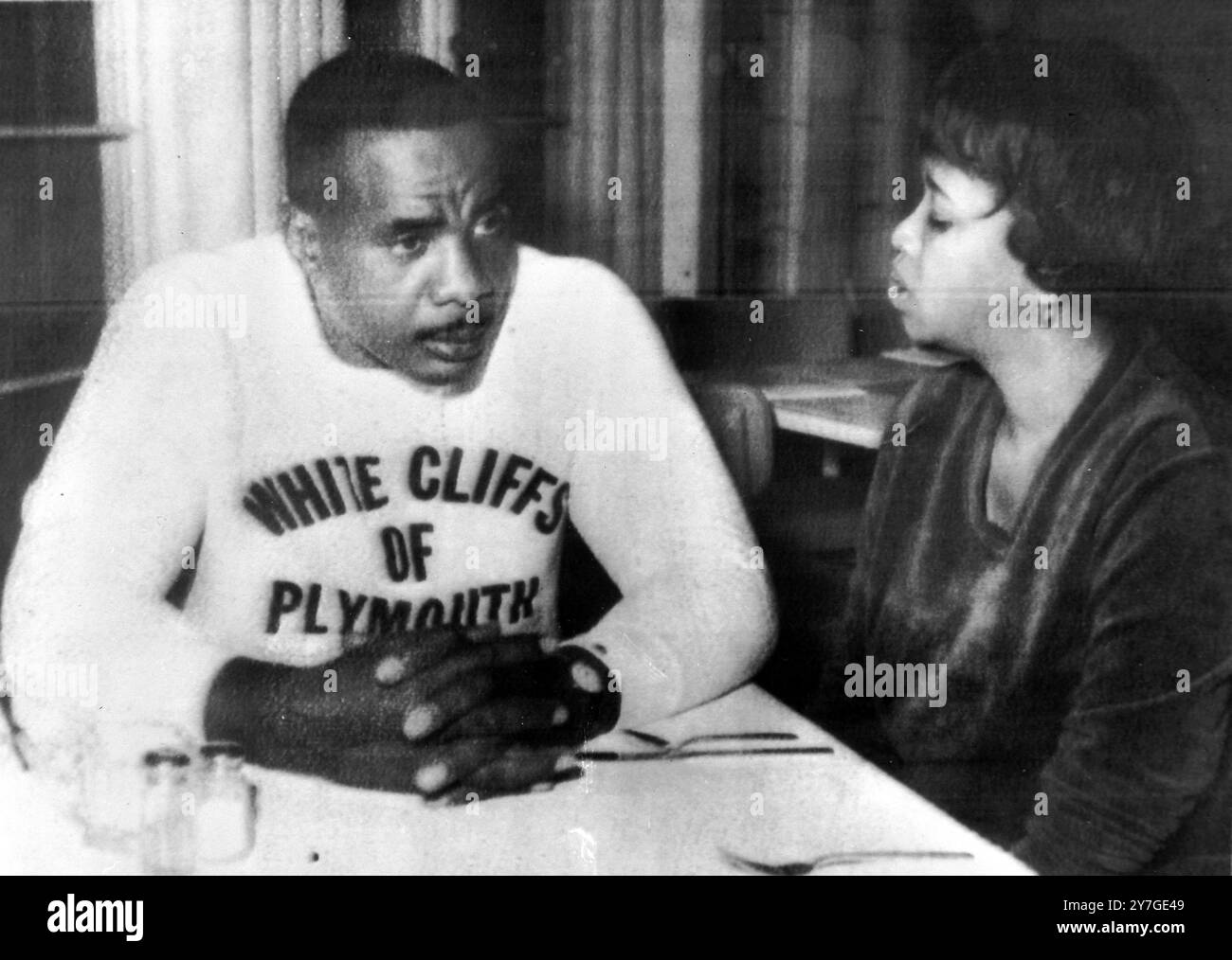 BOXING CHAMPION SONNY LISTON WITH WIFE IN PLYMOUTH, US / ; 14 NOVEMBER ...