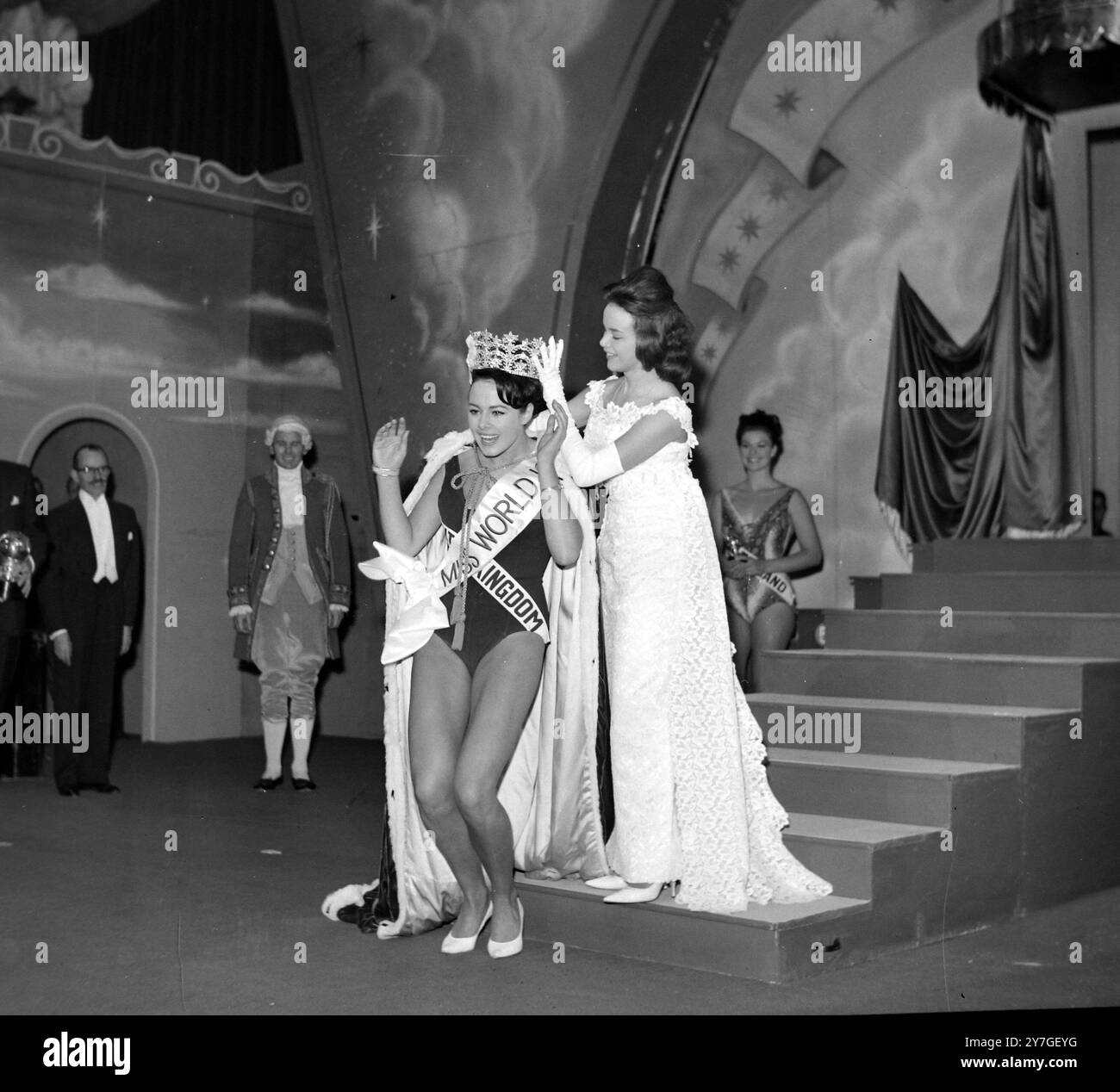 BEAUTY MISS UNITED KINGDOM ANN SIDNEY CROWNED MISS WORLD AT LYCEUM ...
