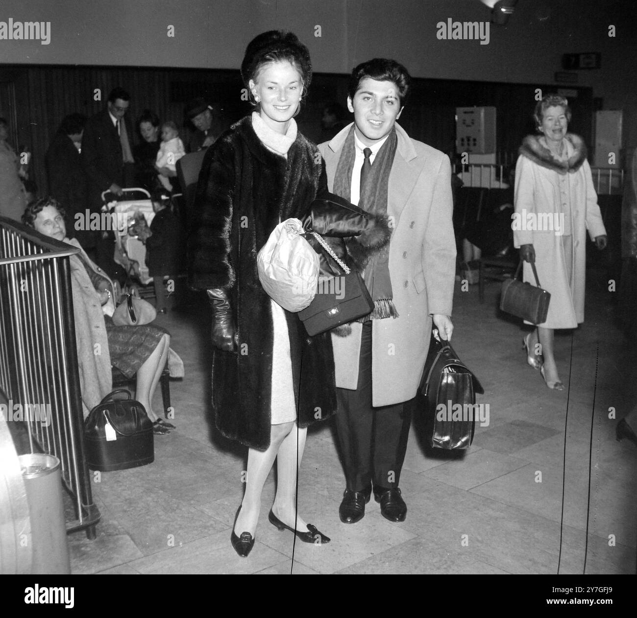 Paul anka Black and White Stock Photos & Images - Alamy