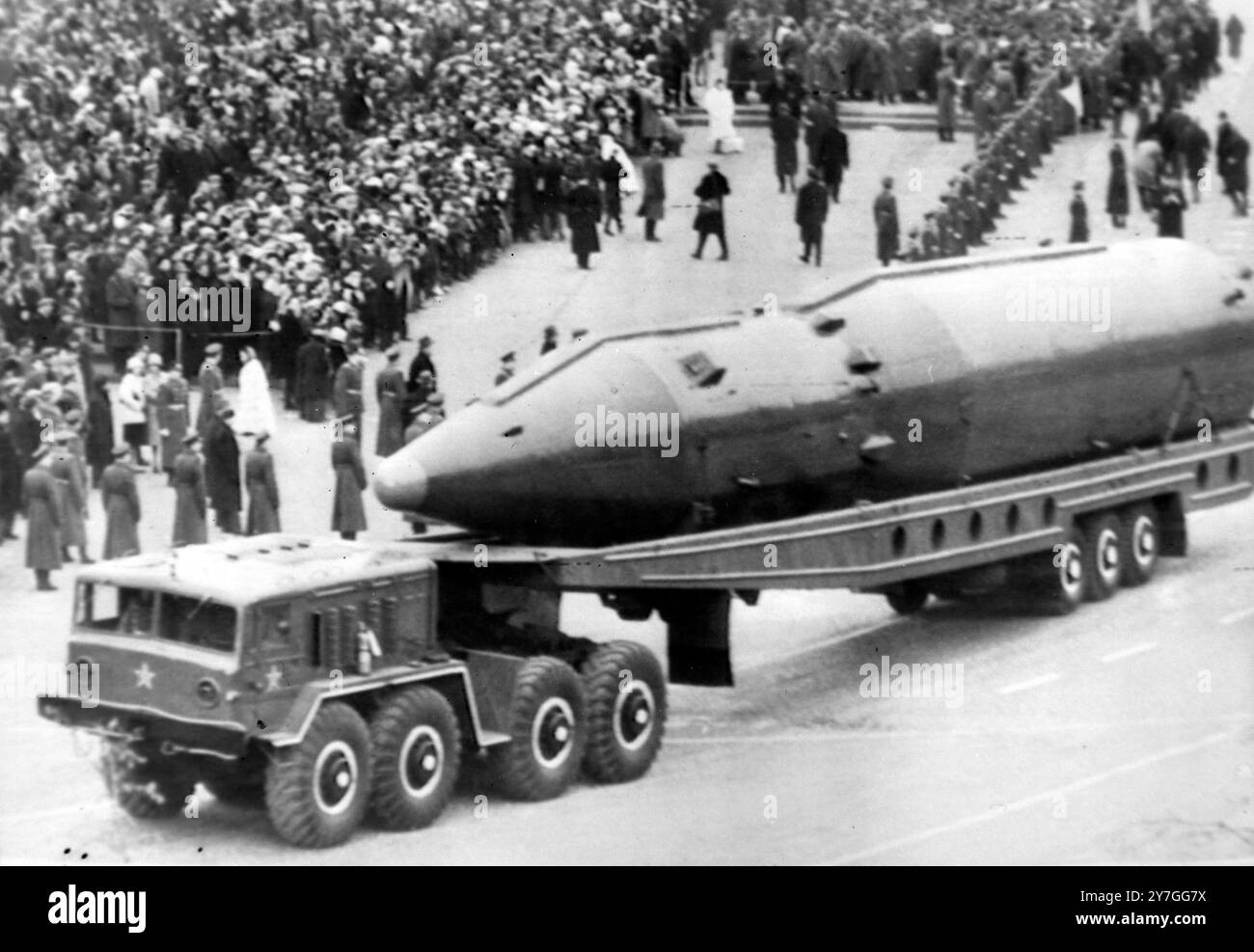 GUIDED MISSILE AND ROCKETS INTERCONTINENTAL ROCKET SOVIET MILITARY ...