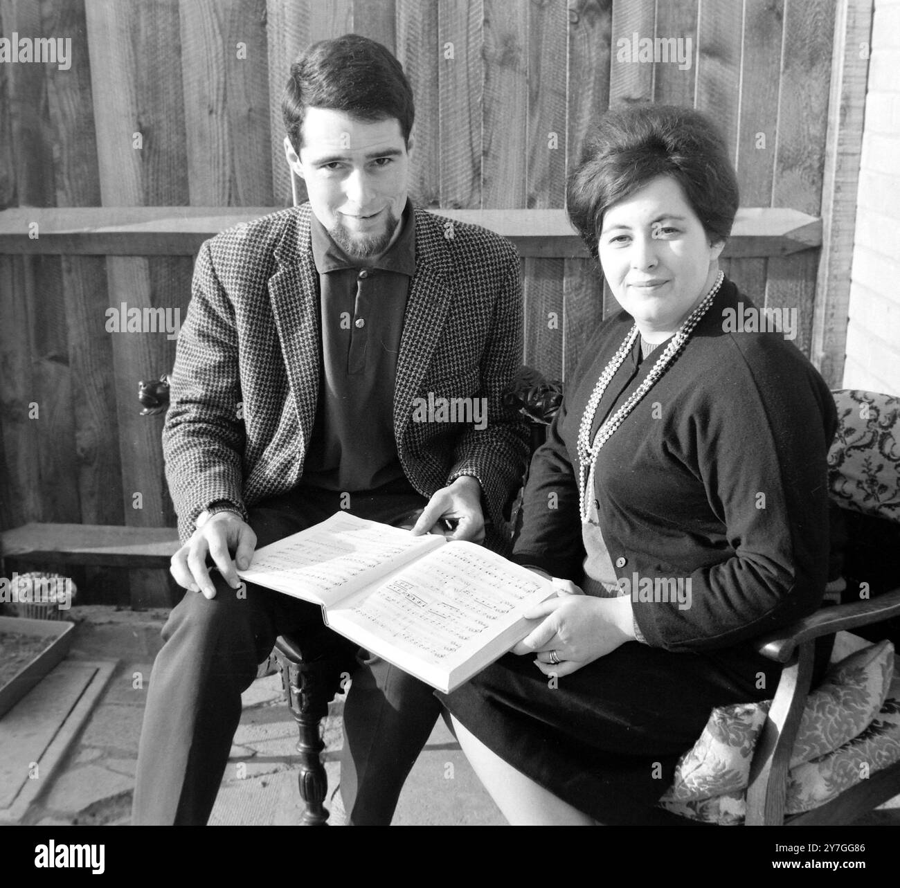 OPERA STUDENT GWENYTH ANNEAR WITH HUSBAND GEOFFREY IN LONDON / ; 7 ...