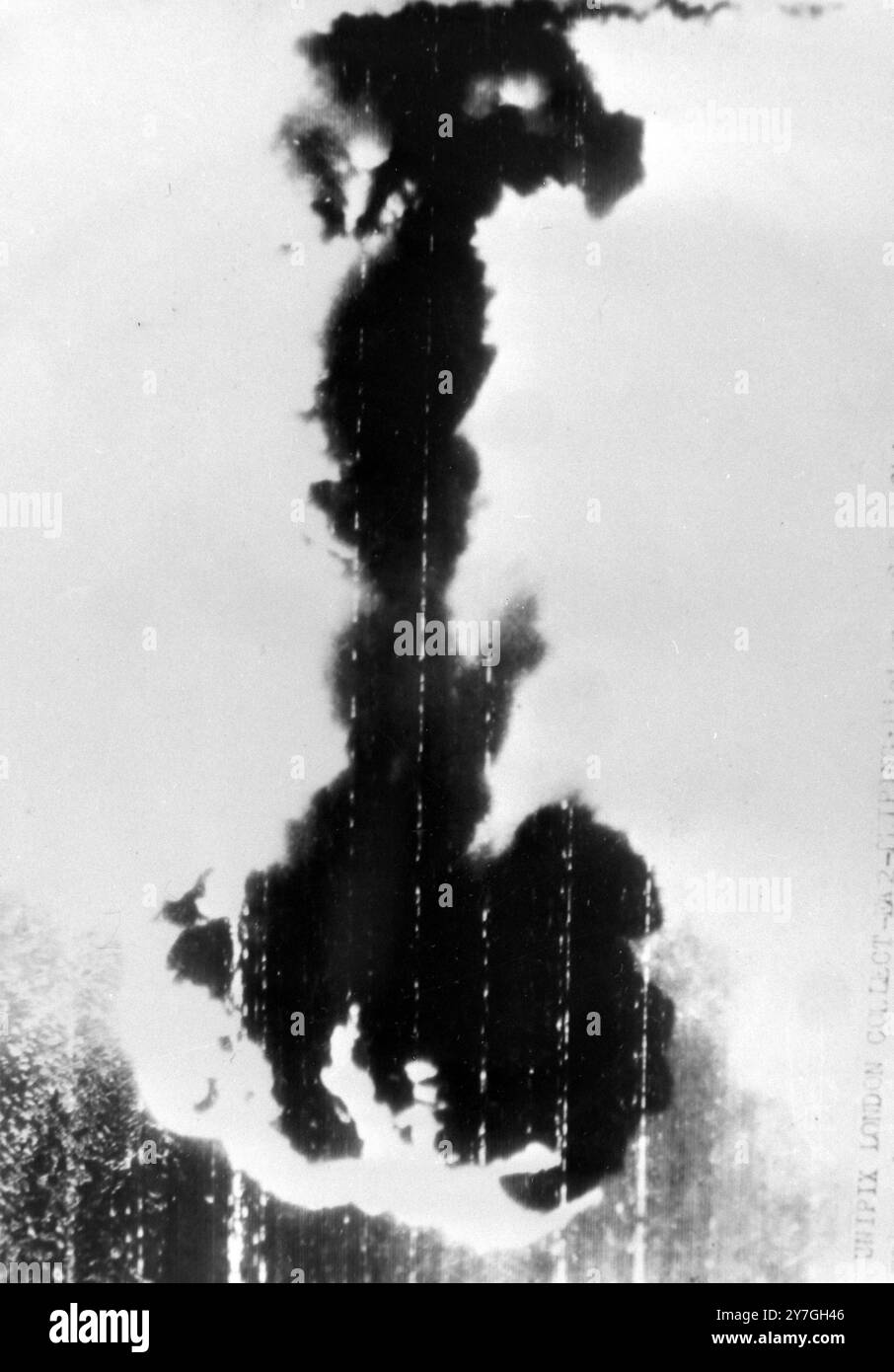 EXPLOSIONS RED CHINESE ATOMIC BOMB EXPLOSION IN PEIPING ; 5 NOVEMBER ...
