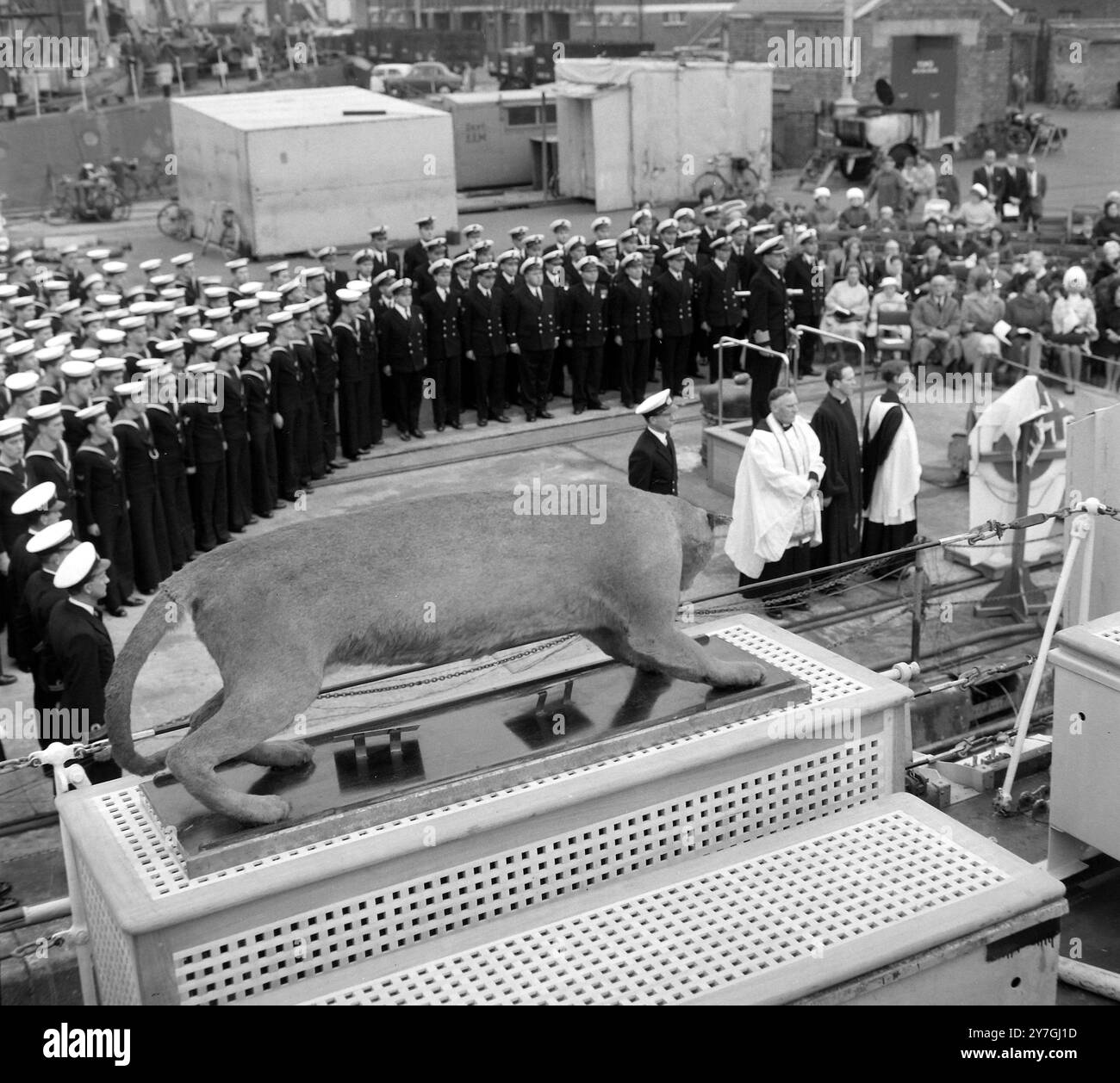 Original commissioned Black and White Stock Photos & Images - Alamy