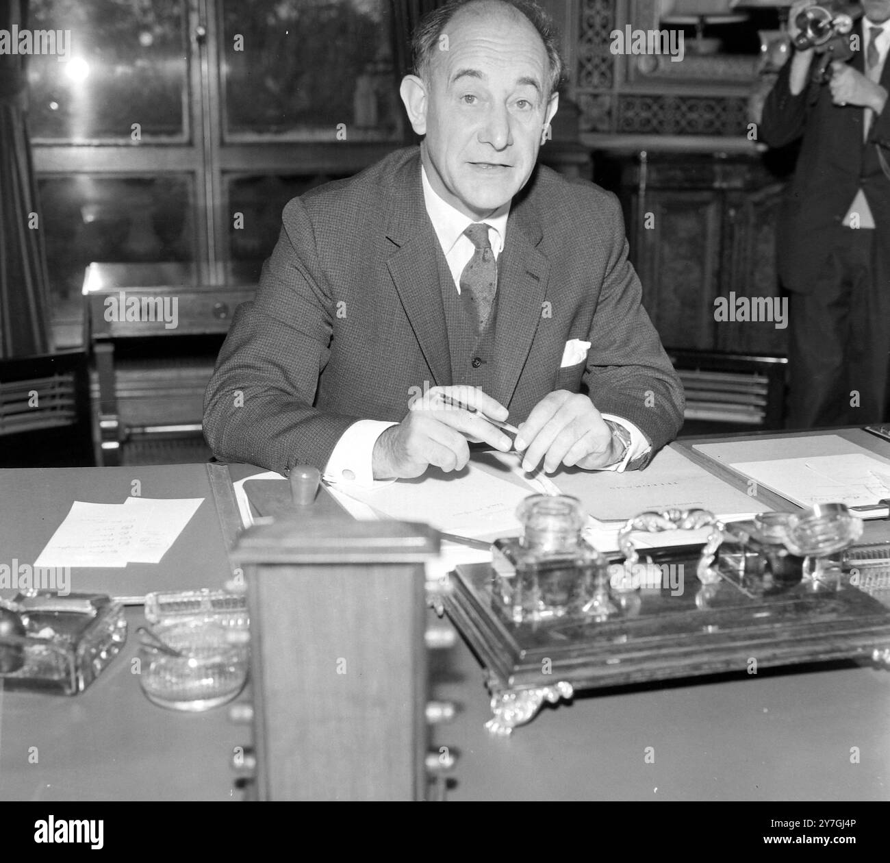 Gordon walker Black and White Stock Photos & Images - Alamy