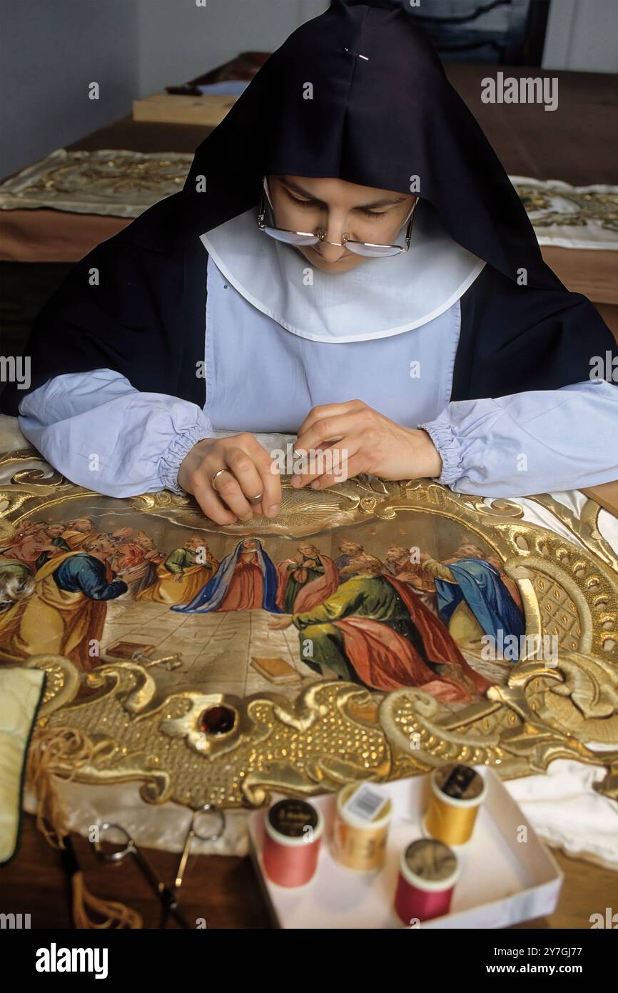 Italy Piedmont Orta Saint Giulio Island Nun of Eclausure - nun sew ...