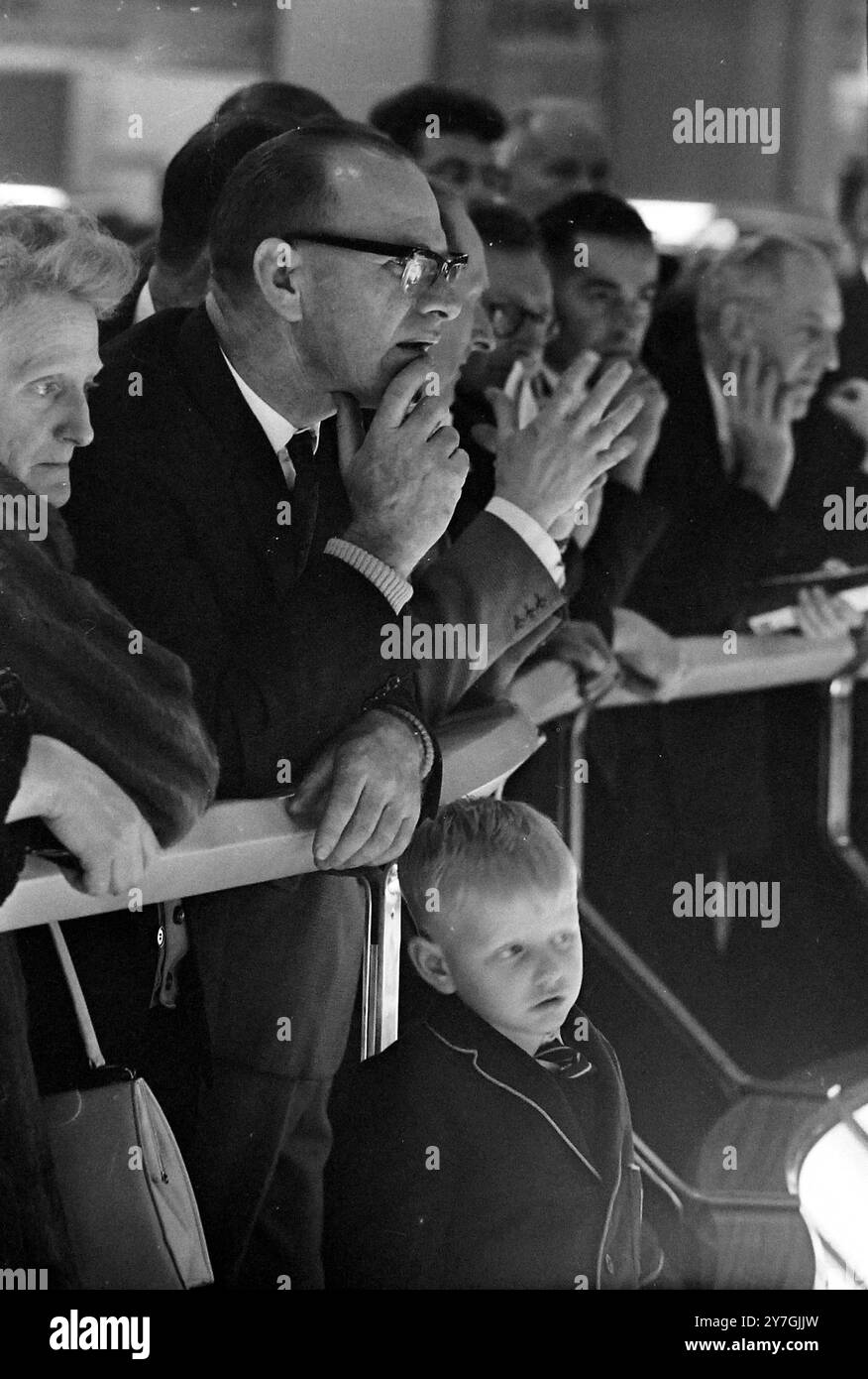 MOTOR SHOW AT EARLS COURT IN LONDON ; 28 OCTOBER 1964 Stock Photo - Alamy