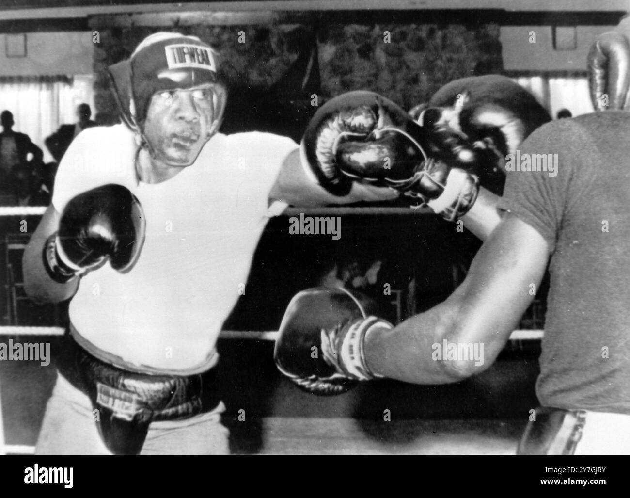 BOXING CHAMPION SONNY LISTON AND LEE WILLIAMS IN ACTION IN PLYMOUTH ...
