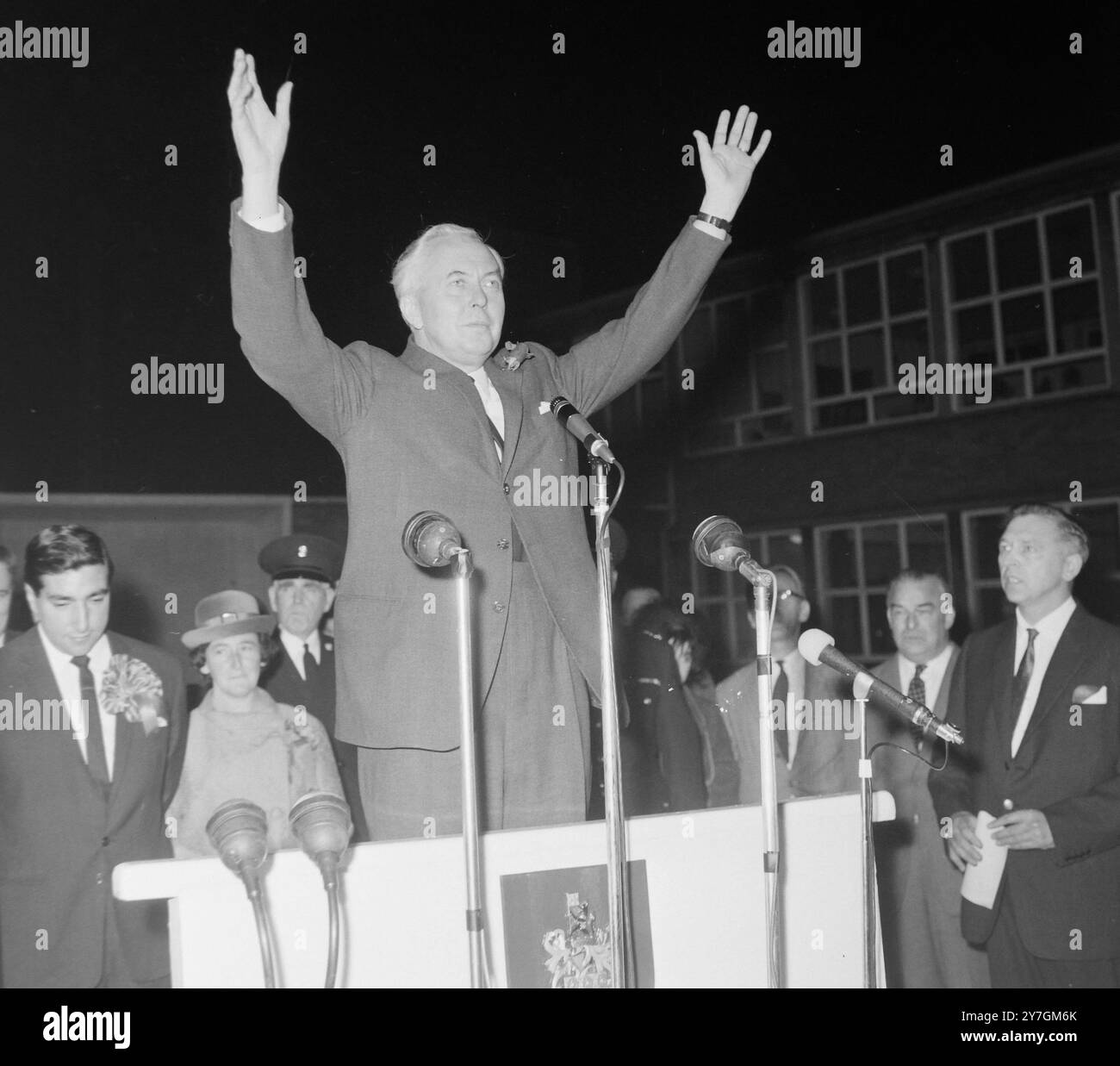 Harold wilson 1964 election hi-res stock photography and images - Alamy
