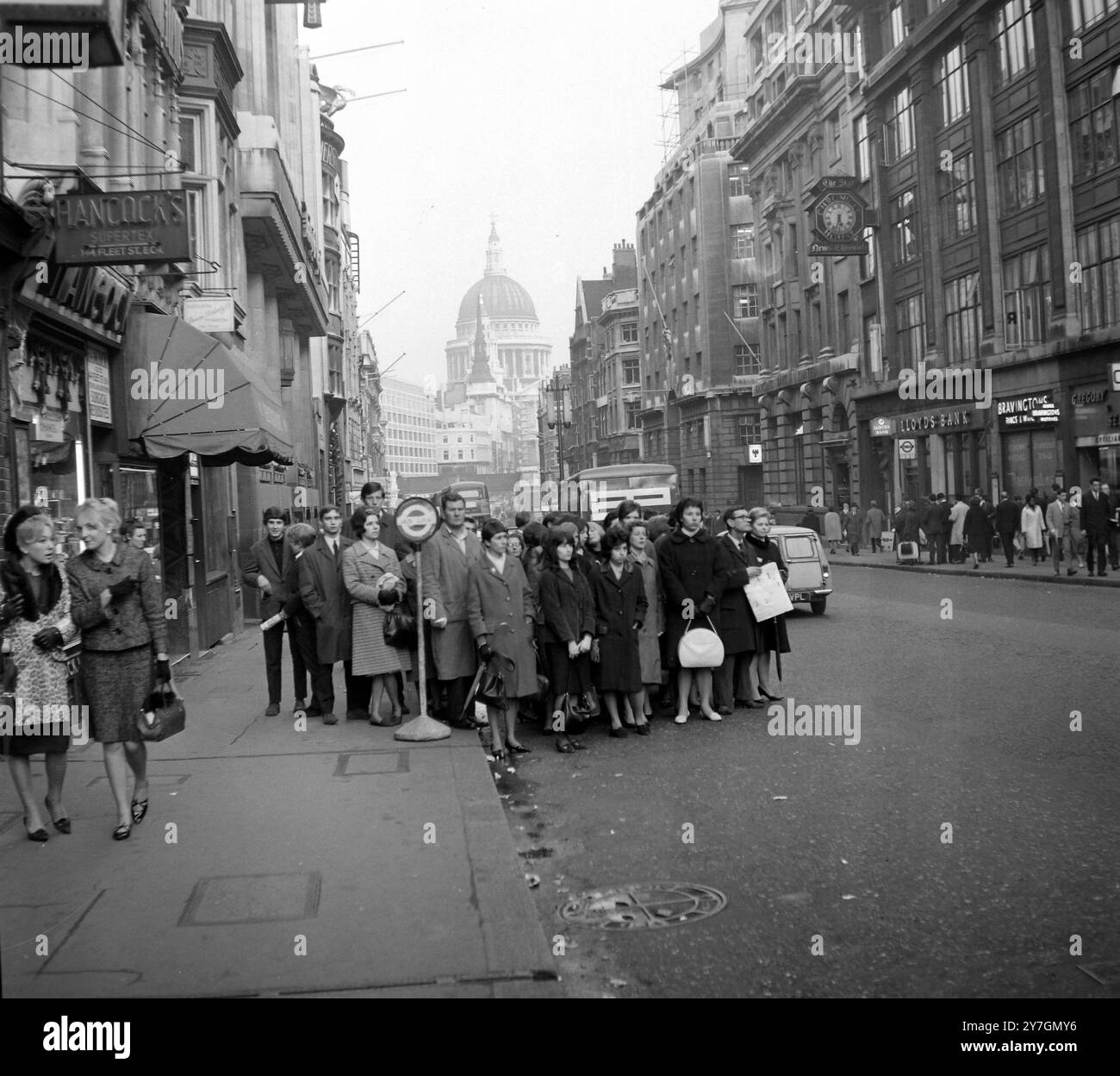 STRIKES UNDERGROUND LONDON BUS QUEUE SWELLS TUBE STRIKES IN LONDON ; 12 ...