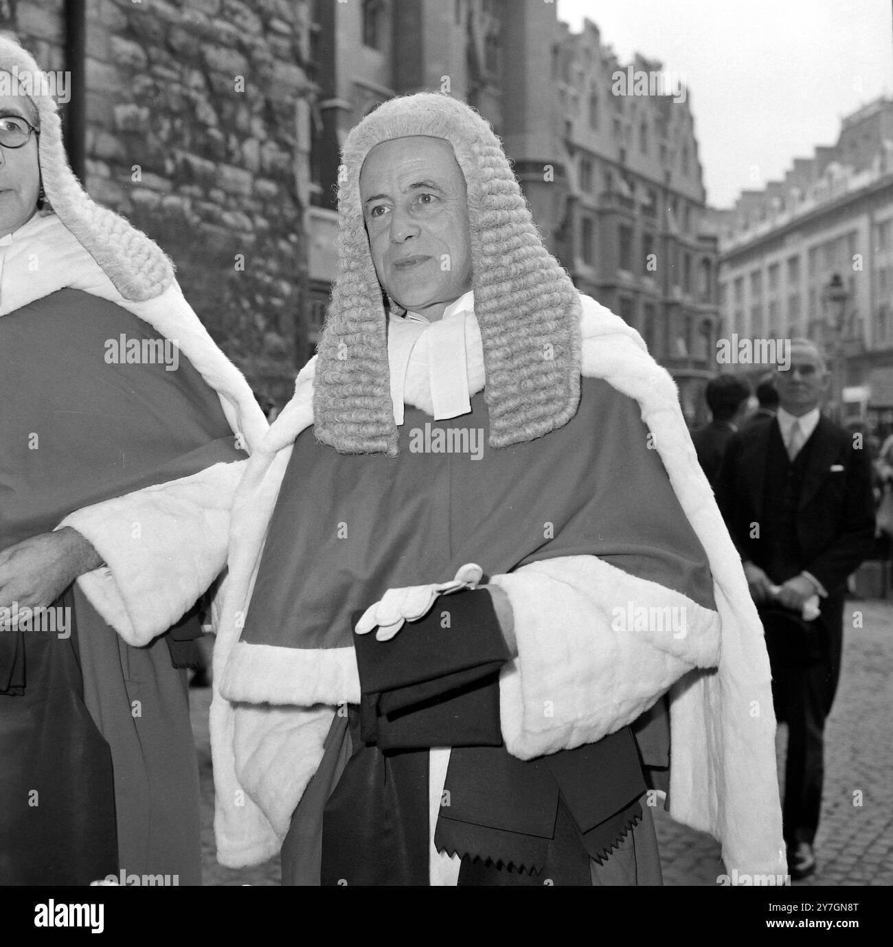 JUDGE JOHN THOMPSON PORTRAIT / ; 9 OCTOBER 1964 Stock Photo - Alamy