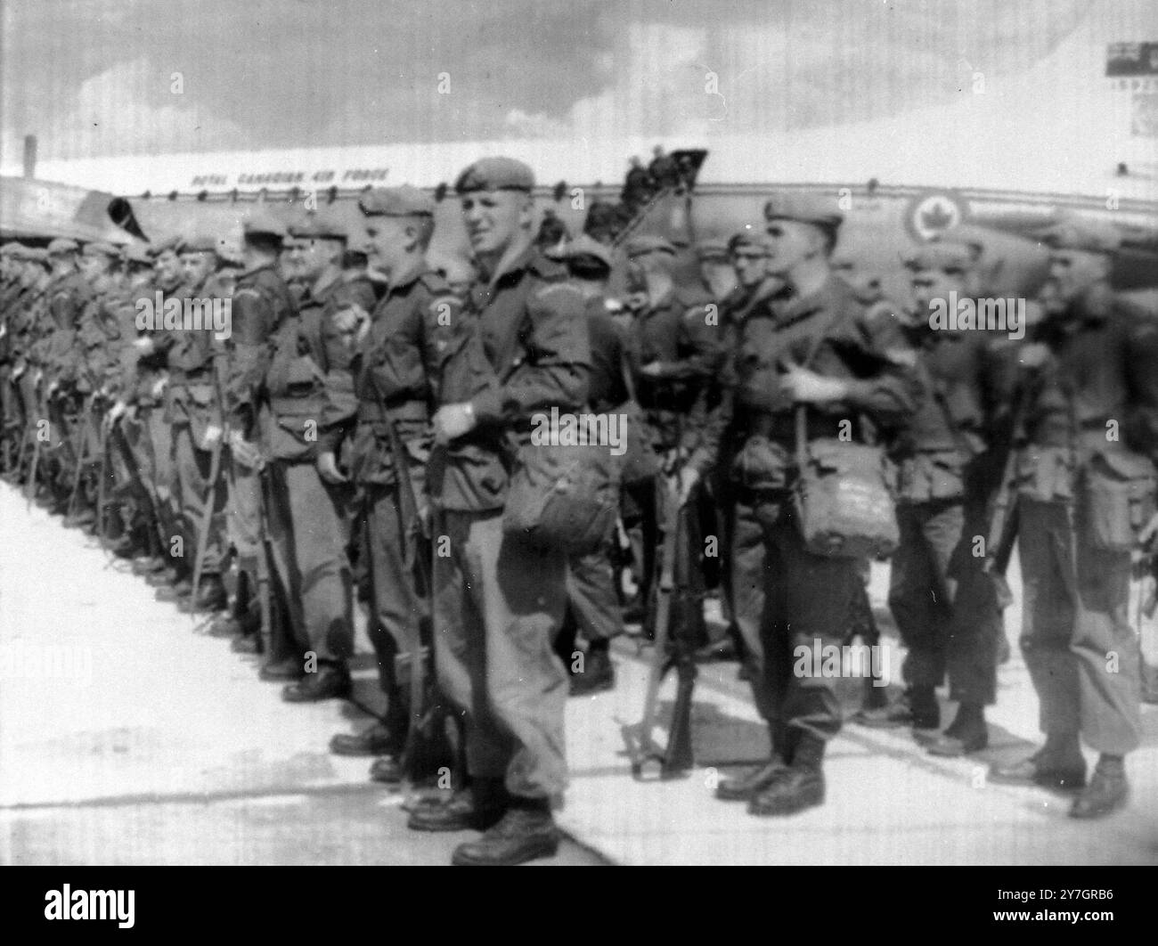 CANADIAN TROOPS ARRICE IN NICOSIA, CYPRUS / ; 29 SEPTEMBER 1964 Stock ...