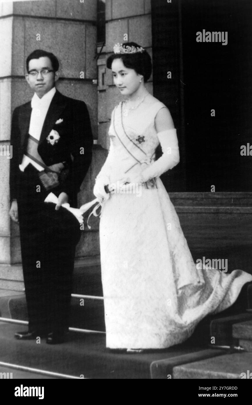 PRINCE HITACHI WITH PRINCESS POSE AT PALACE AFTER WEDDING IN TOKYO ; 30 ...