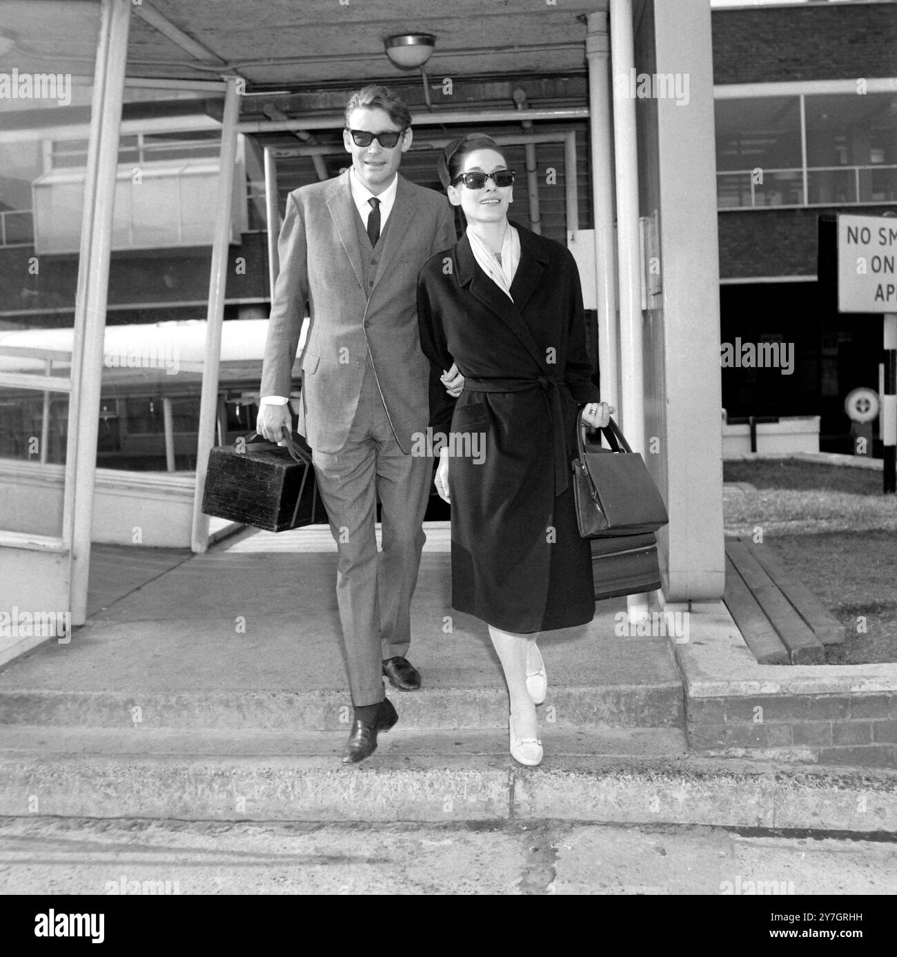 28 SEPTEMBER 1964 Peter O'Toole and his wife Sian Phillips, bound for ...