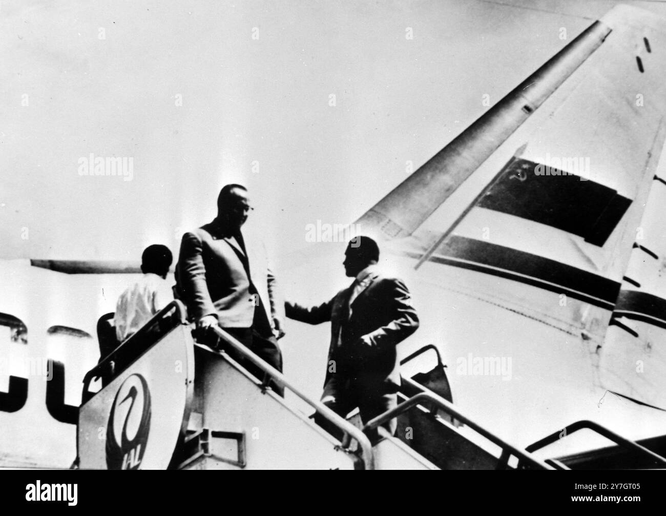 SOVIET OLYMPIC TEAM ARRIVES IN TOKYO, JAPAN ; 26 SEPTEMBER 1964 Stock ...