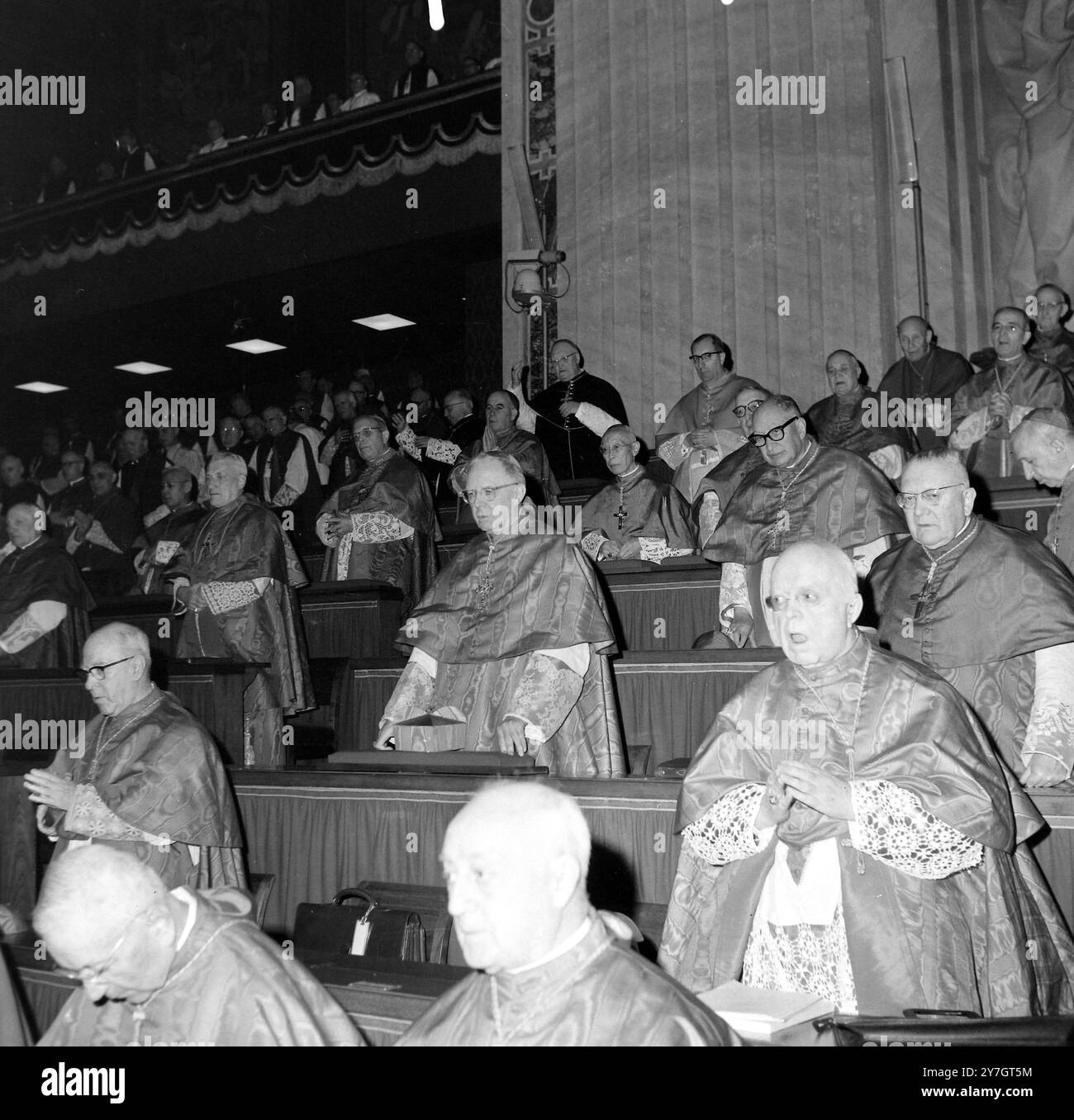 CARDINAL JAMES FRANCIS MCINTYRE OF LOS ANGELES RETURNS TO ECUMENICAL ...