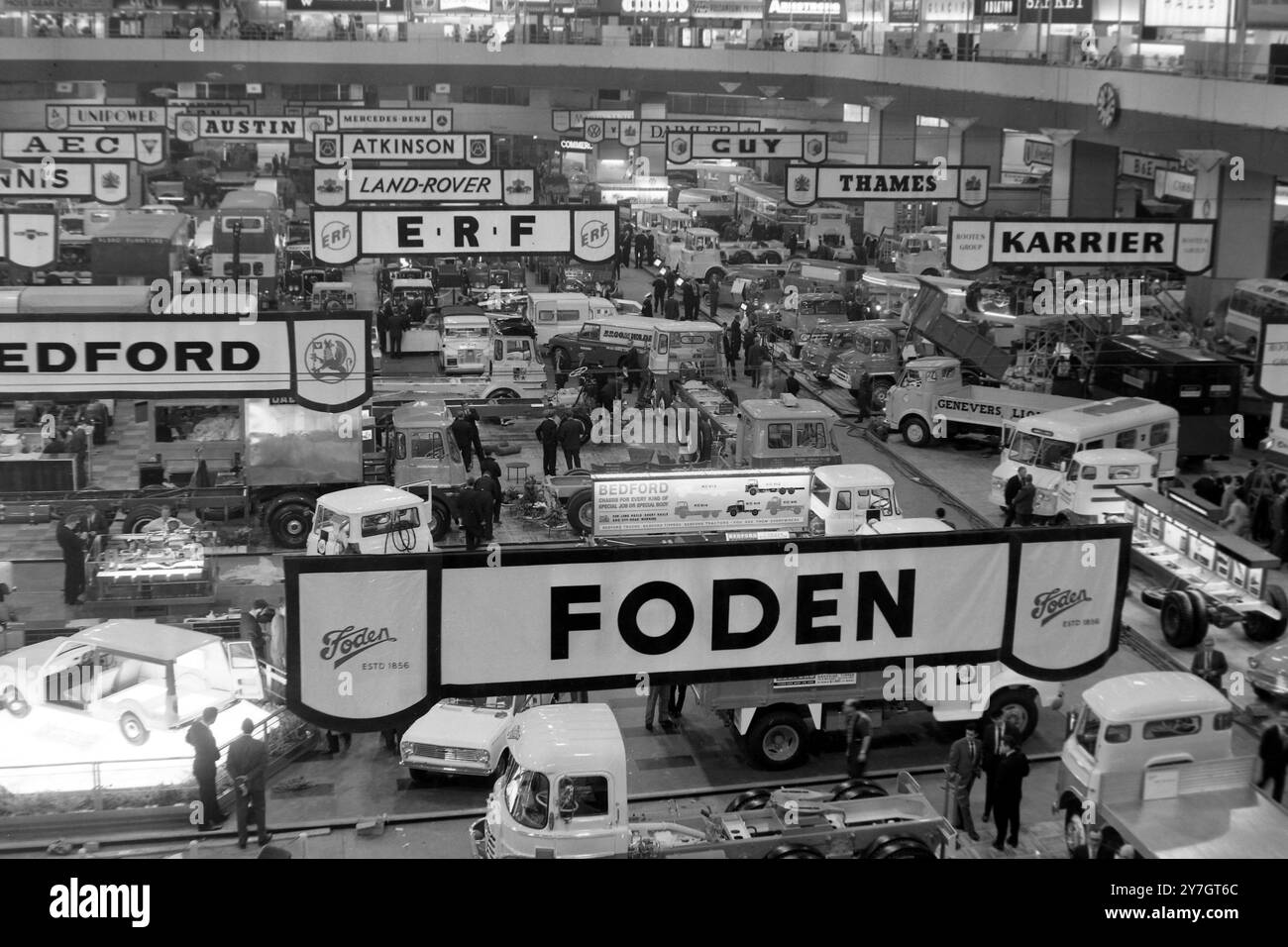 MOTOR SHOWS AT EARLS COURT IN LONDON ; 25 SEPTEMBER 1964 Stock Photo ...