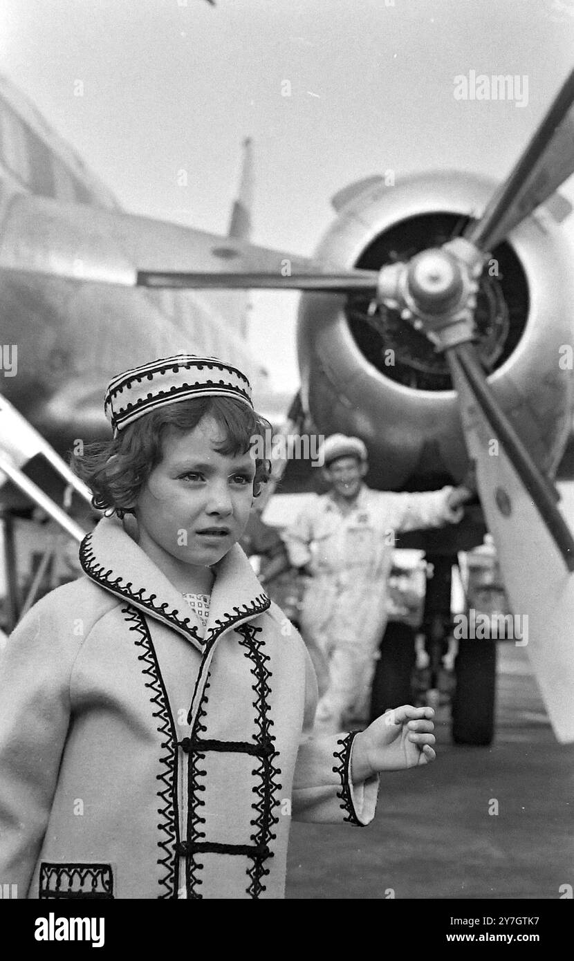 LITTLE GIRL REUNITED WITH PARENTS IN WEST GERMANY / ; 21 SEPTEMBER 1964 ...