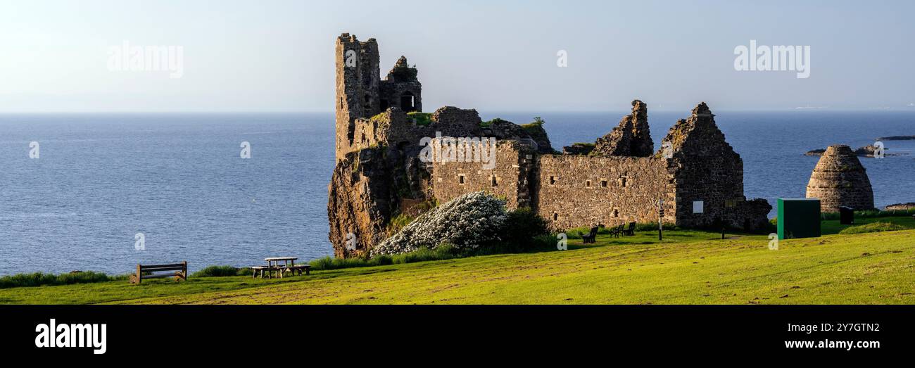 Dunure castle ayr scotland hi-res stock photography and images - Alamy