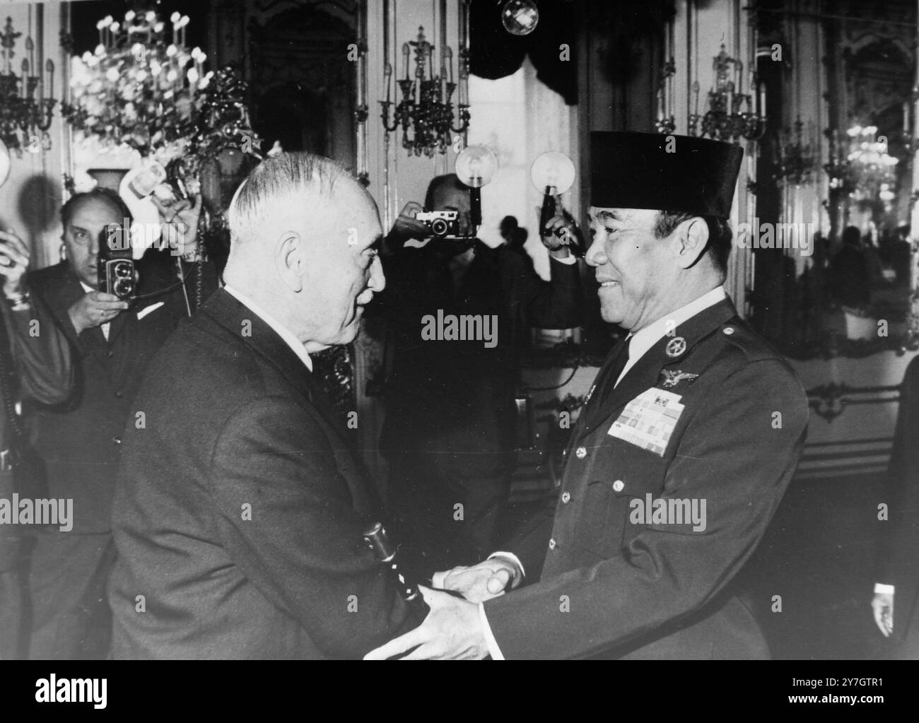 AUSTRIAN PRESIDENT ADLOF SCHAERF WITH SUKARNO AHMED OF INDONESIA IN ...