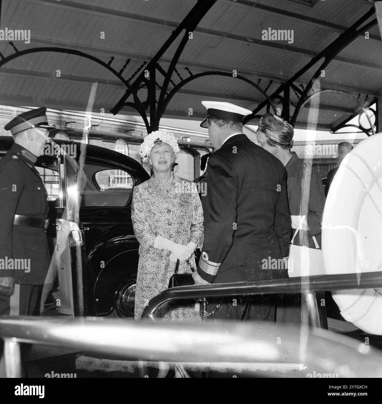 THE PRINCE ROYAL MARY SAILS FROM HARBOUR IN PORTSMOUTH ; 12 SEPTEMBER ...