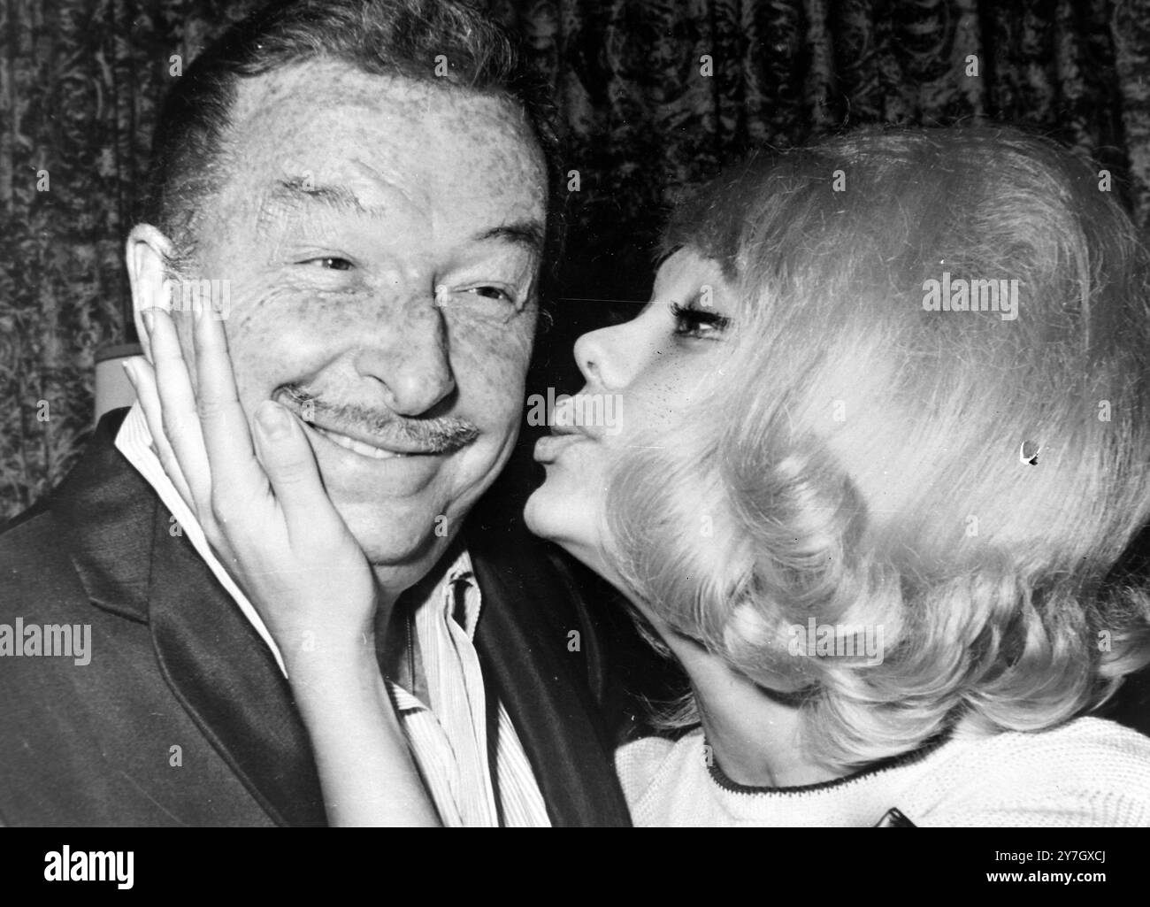 CHARO BAEZA WITH FIANCEE CUGAT XAVIER IN NEW YORK / ; 12 SEPTEMBER 1964 ...