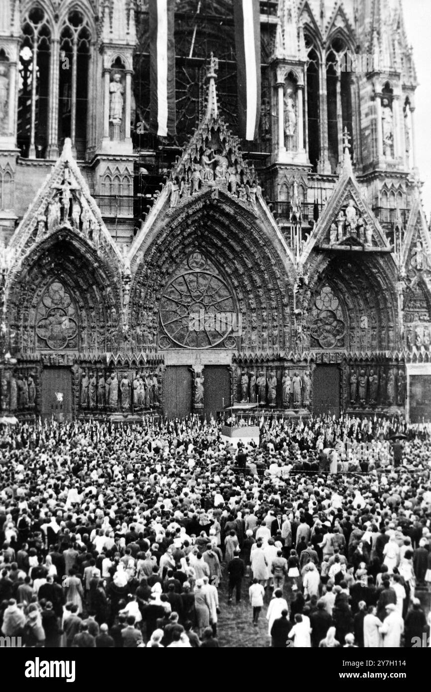 FRENCH PRESIDENT CHARLES DE GAULLE AT ANNIVERSARY OF BATTLE OF THE ...