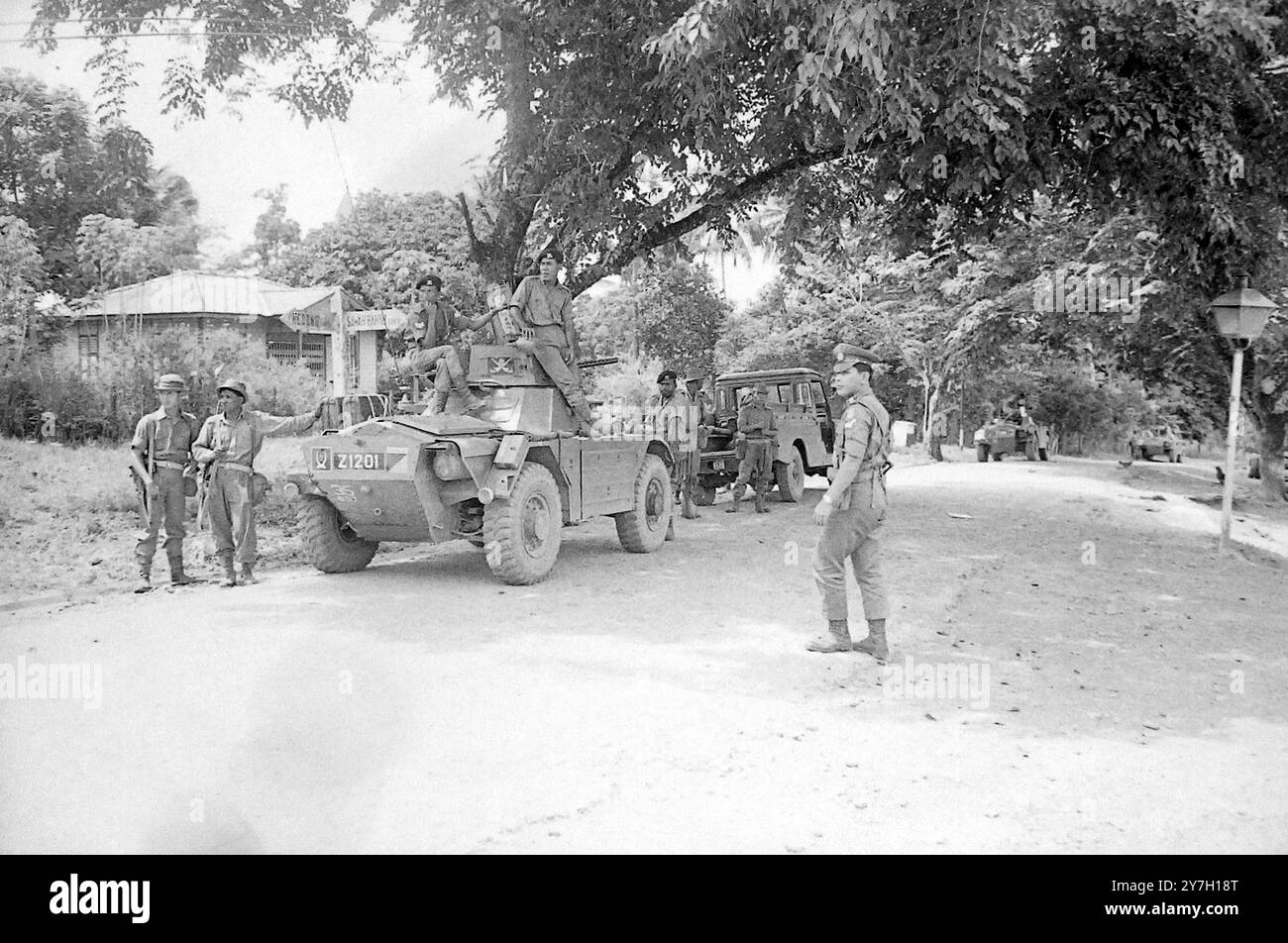 ARMY MALAYAN TROOPS IN LABIS ; 5 SEPTEMBER 1964 Stock Photo - Alamy