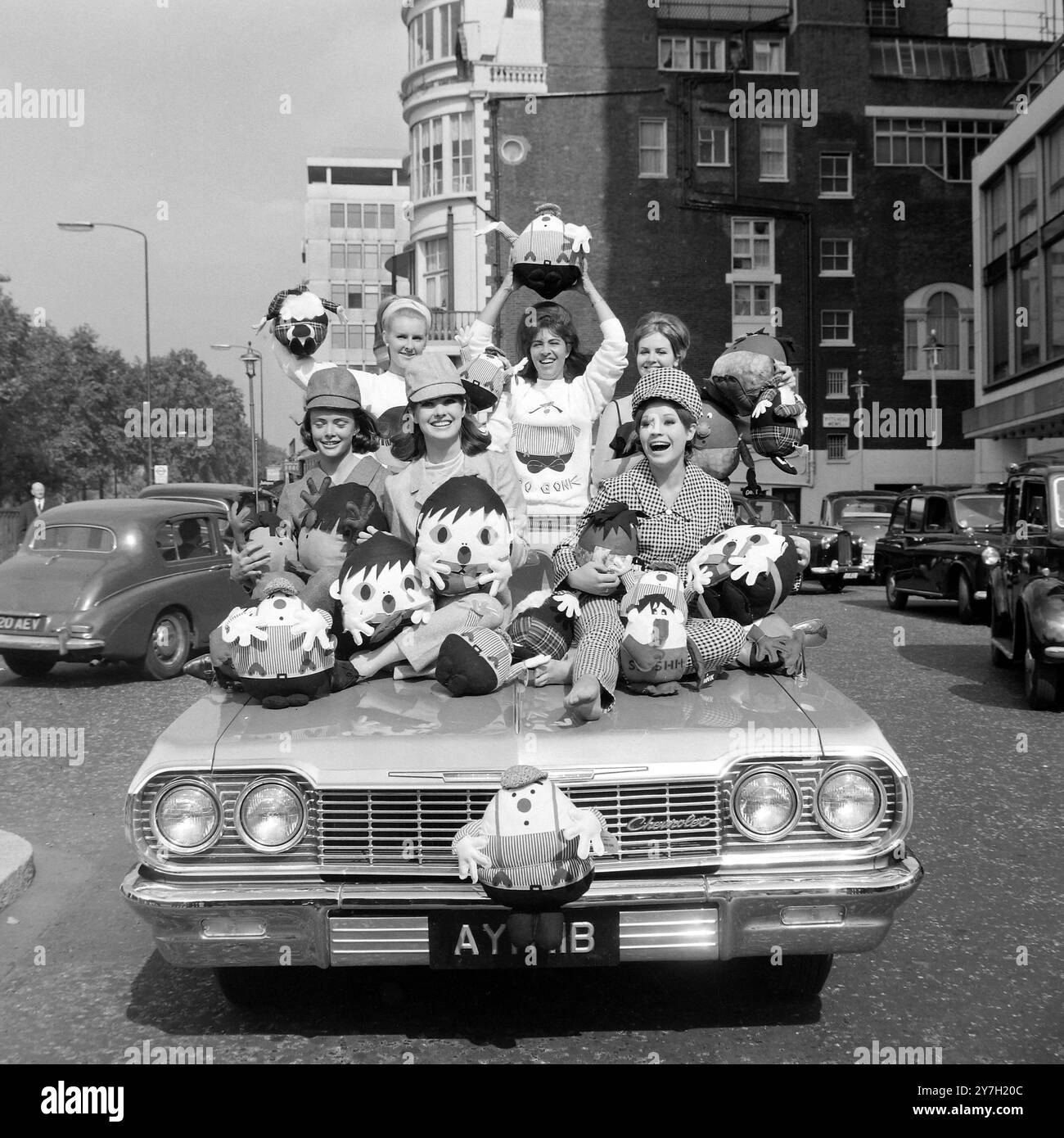 The Gonks are on their way and pictured with an assortment of the dolls ...