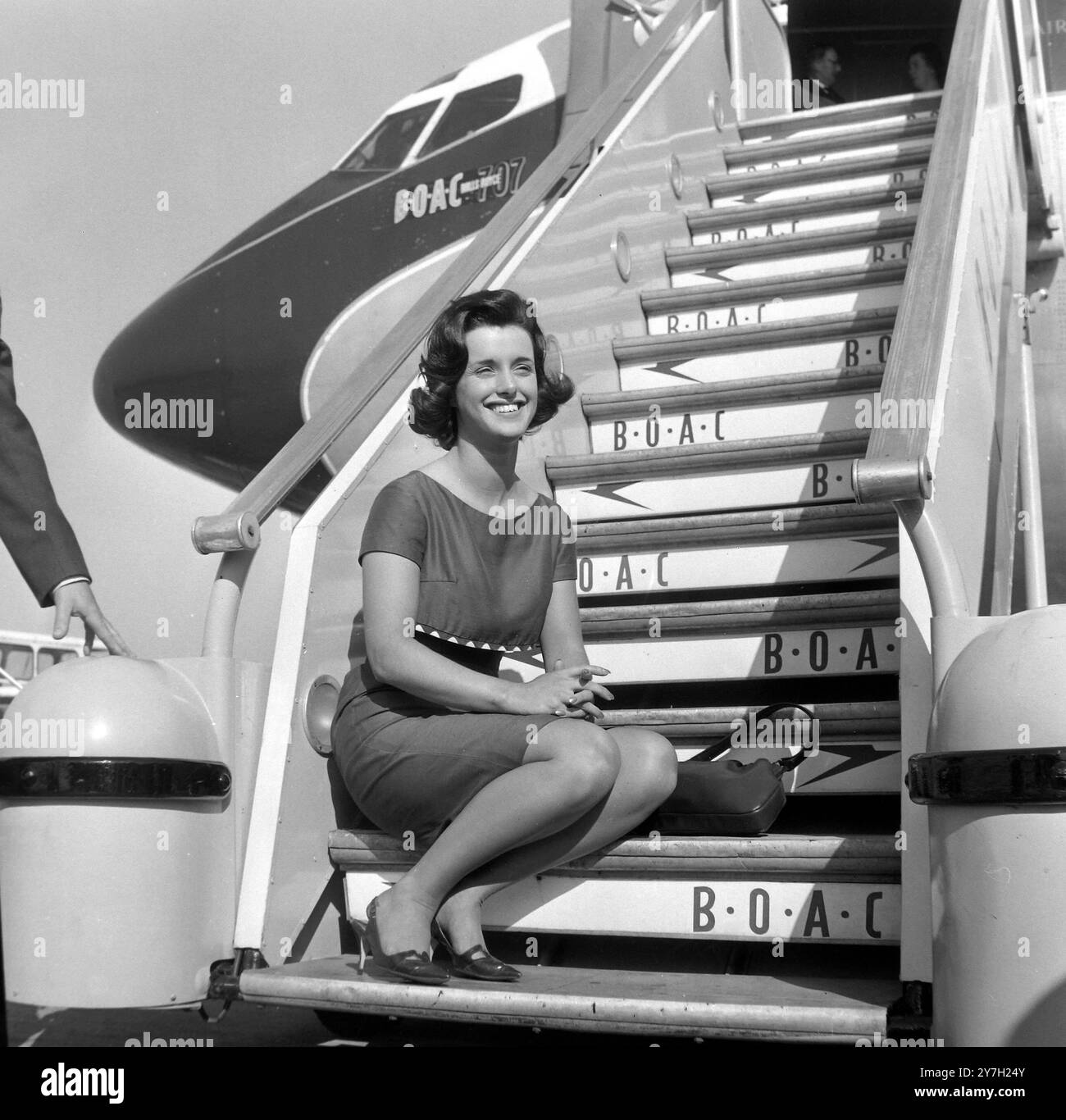CHRISTINE HEWITT NATIONAL DAIRY QUEEN AT LONDON AIRPORT / ; 31 AUGUST ...