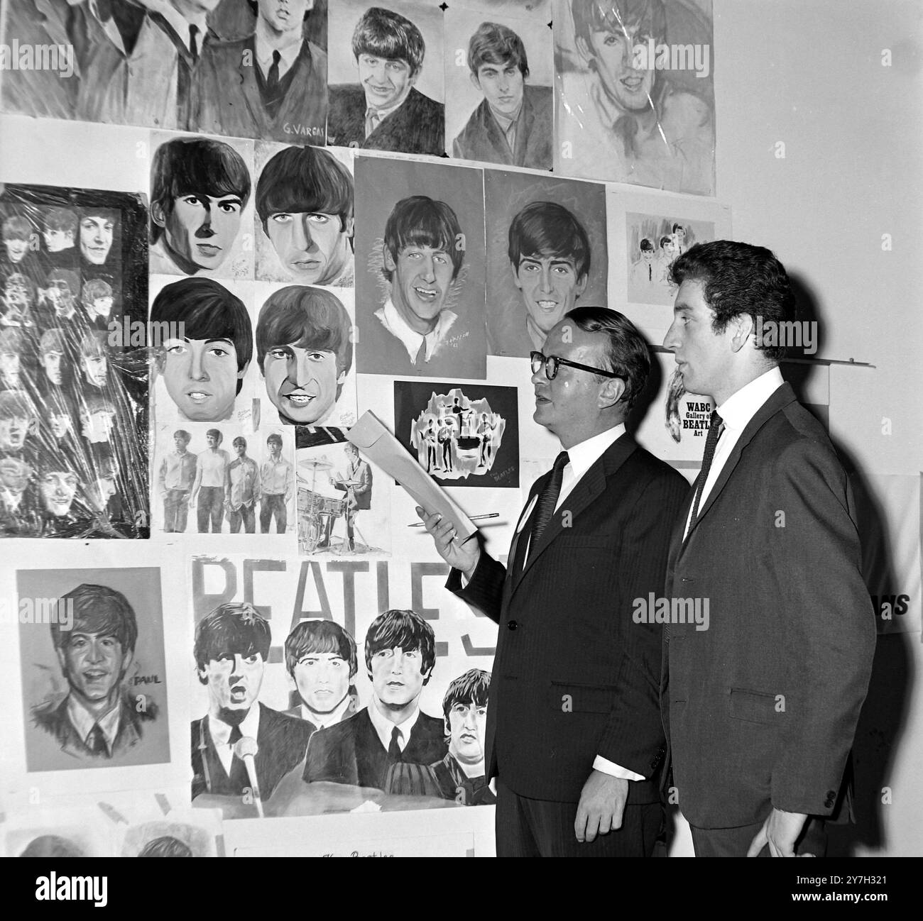 Beatles portraits hi-res stock photography and images - Alamy