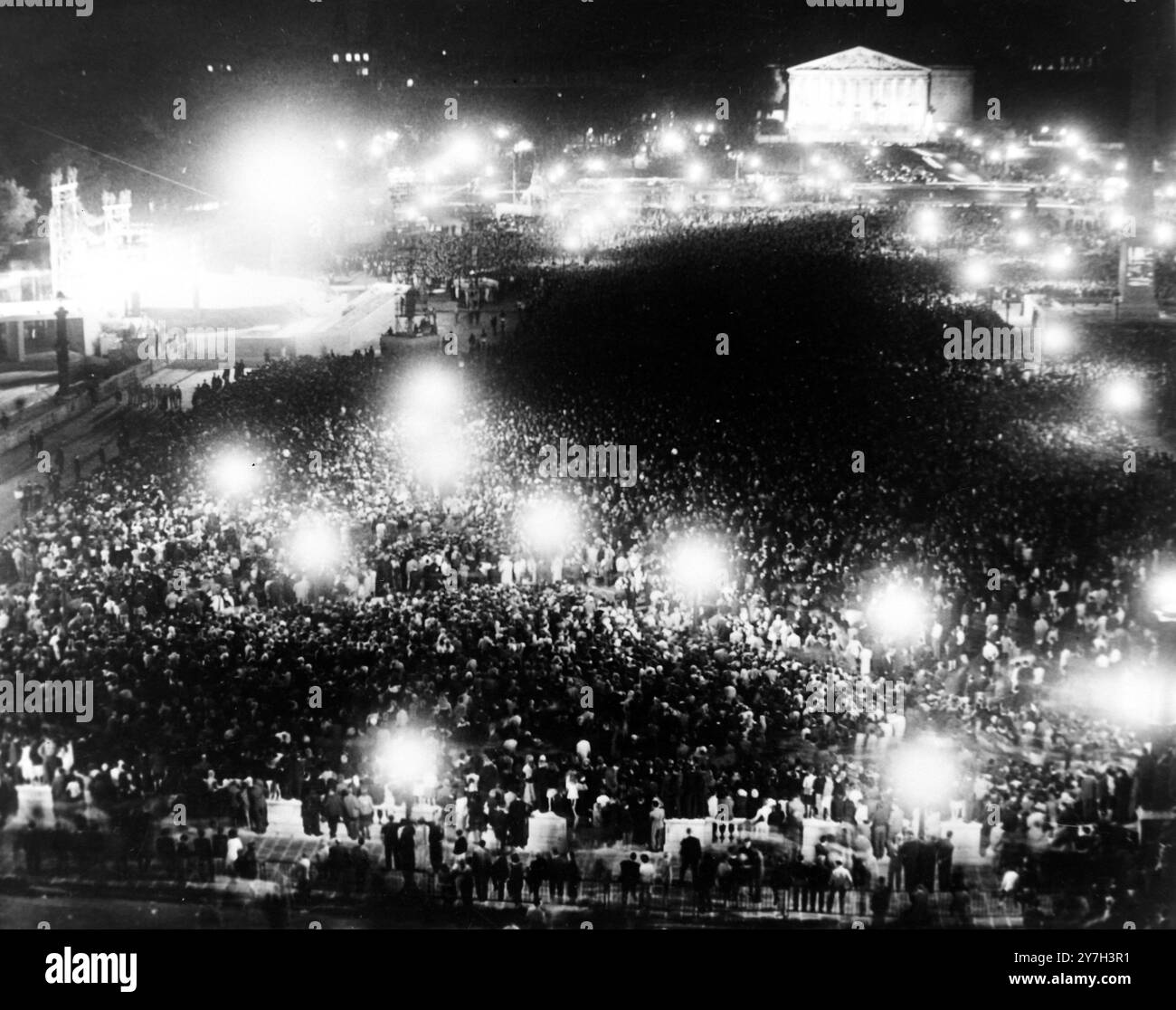 Liberation of paris anniversary hi-res stock photography and images - Alamy