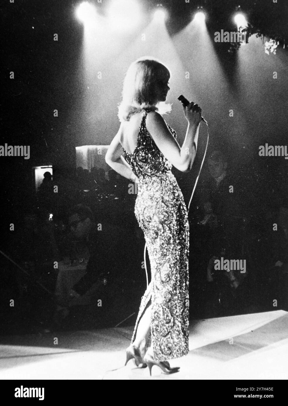 Mandy rice davies Black and White Stock Photos & Images - Alamy