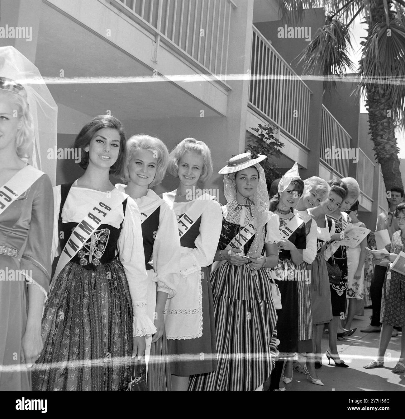 INTERNATIONAL BEAUTY PEGEANT CONTESTANTS IN LONG BEACH ; 15 AUGUST 1964 ...