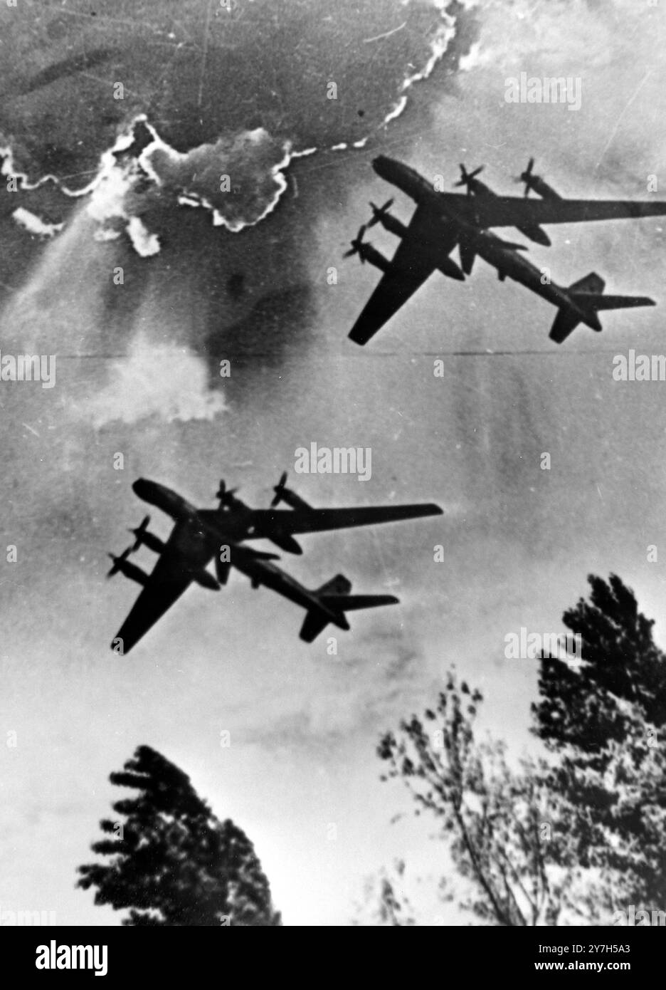 AIR FORCE SOVIET LONG RANGE ROCKET CARRIERS ; 14 AUGUST 1964 Stock ...