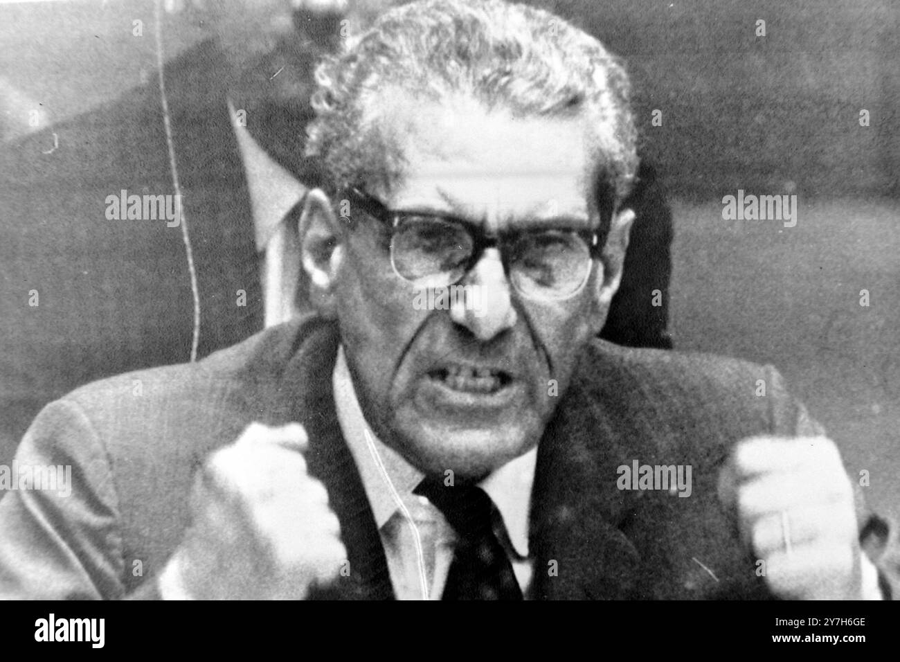 UN UNITED NATIONS ZENON ROSSIDES CYPRUS AMBASSADOR BANGS TABLE FIST ...