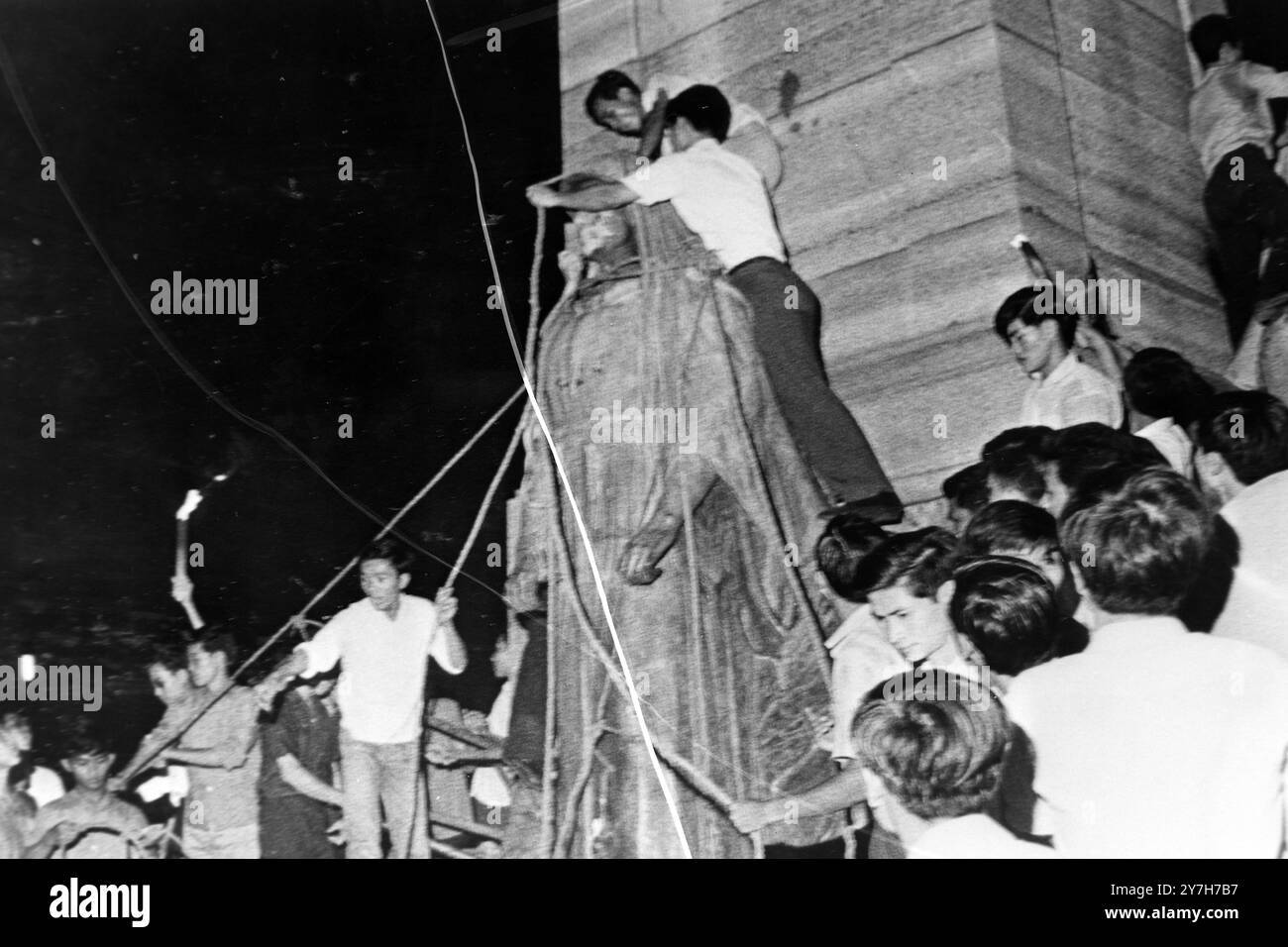 STATUE OF MARIANNE REMOVED OR DESTROYED BY ANTI FRANCE PROTESTERS IN ...